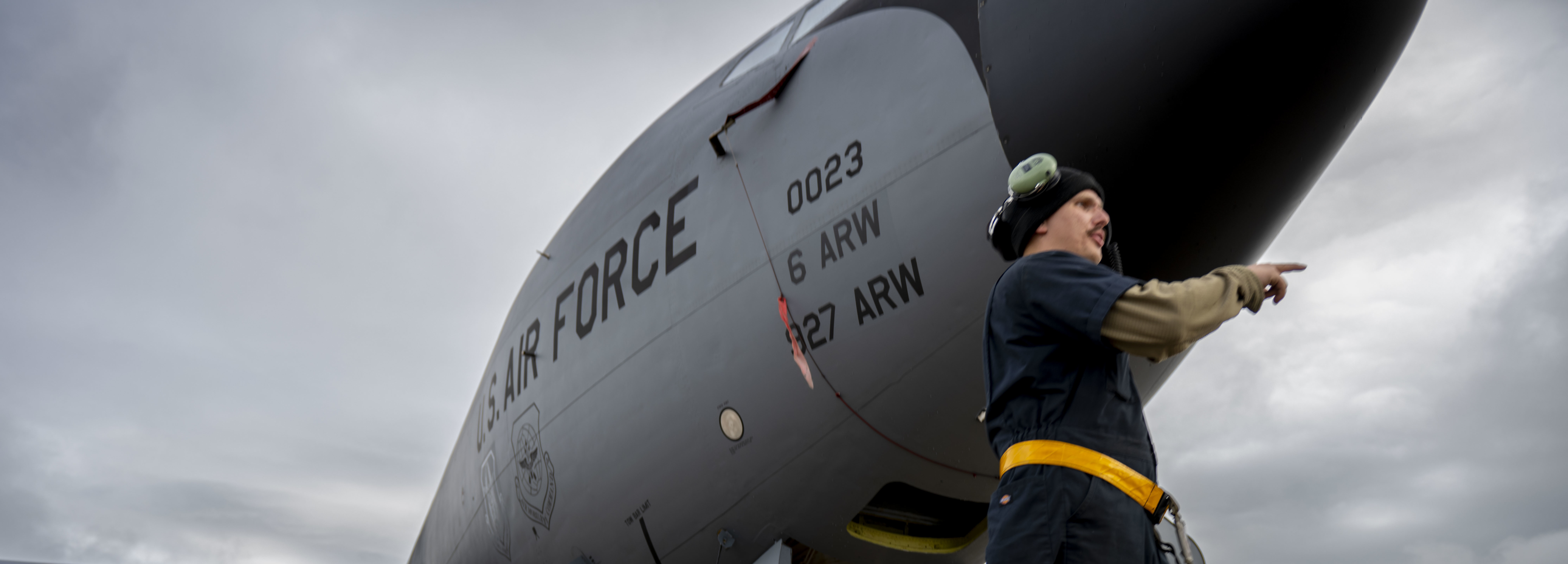 91st Air Refueling Squadron provides aerial support to Charleston C-17