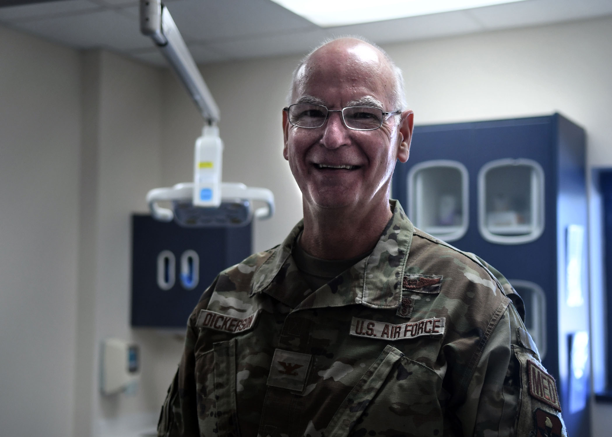 59 MDW periodontist retires after nearly 50 years of service > 59th ...