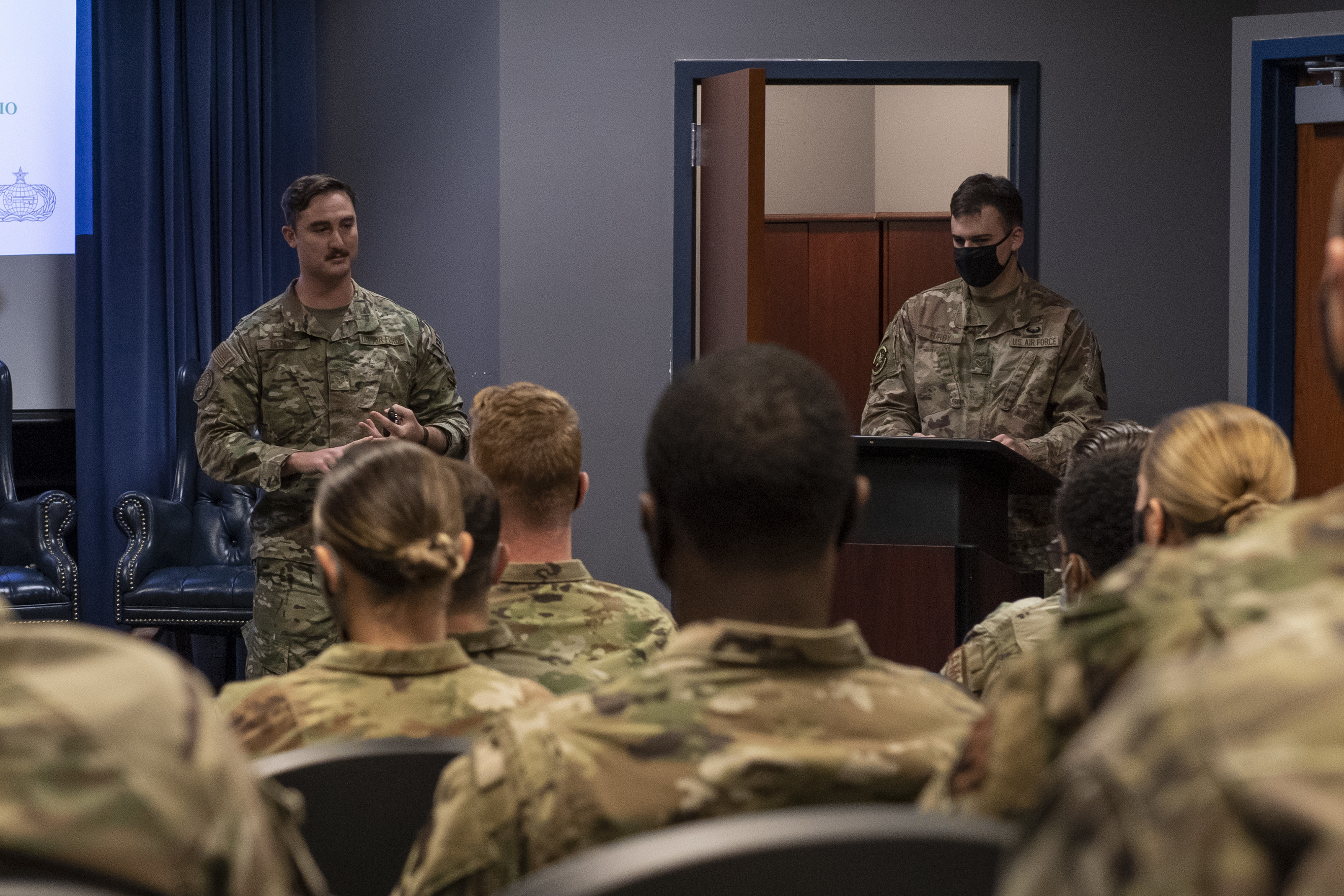 Intel provides Airmen the ‘why’ > Air Combat Command > News