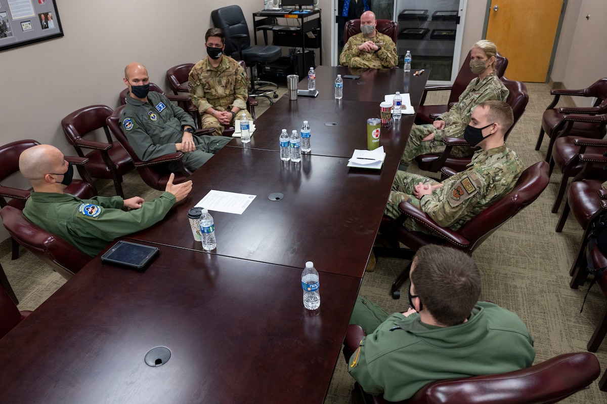 Safety leaders visit 314th Airlift Wing > Air Force Safety Center ...