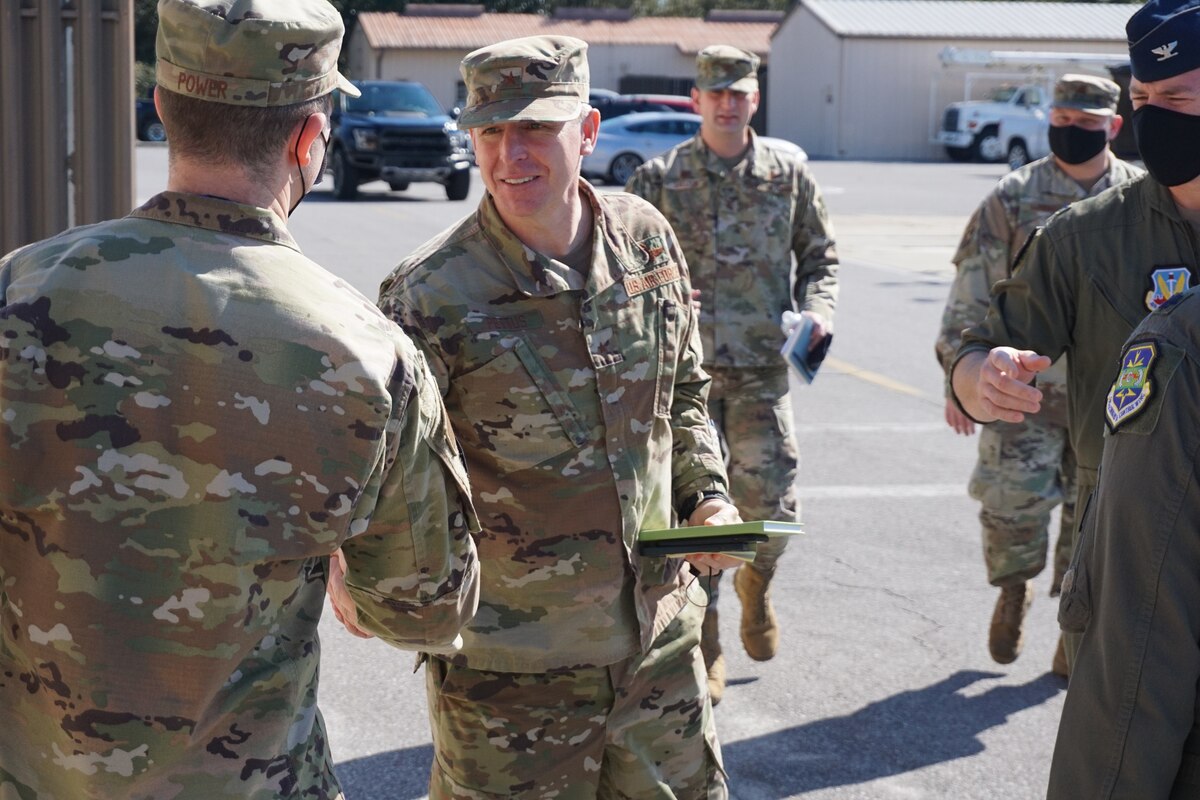 USAFWC vice commander visits 505th CCW > 505th Command and Control Wing ...