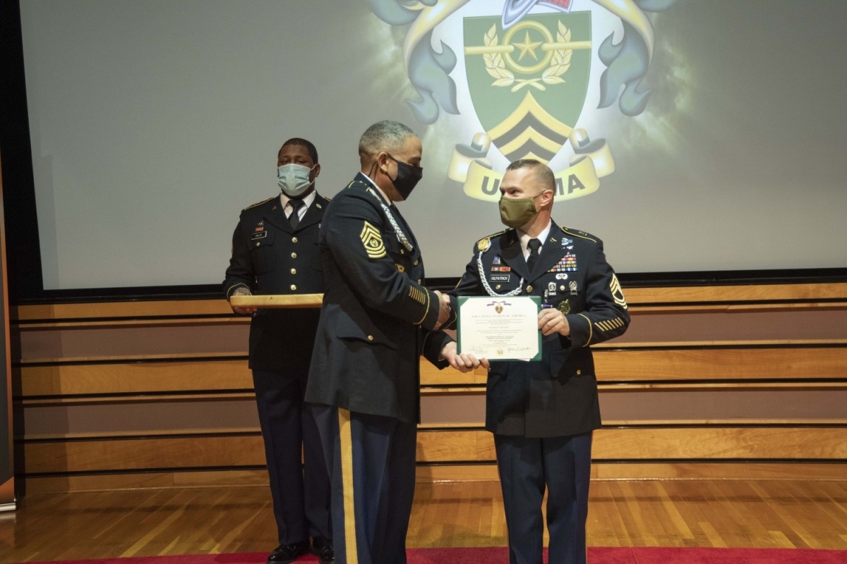 NCOLCoE Soldier Receives Purple Heart > The NCO Leadership Center of ...