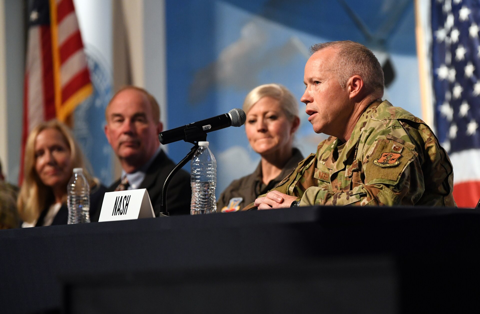 A Pocket Guide for Briefing the Commander > DINFOS Pavilion > Template