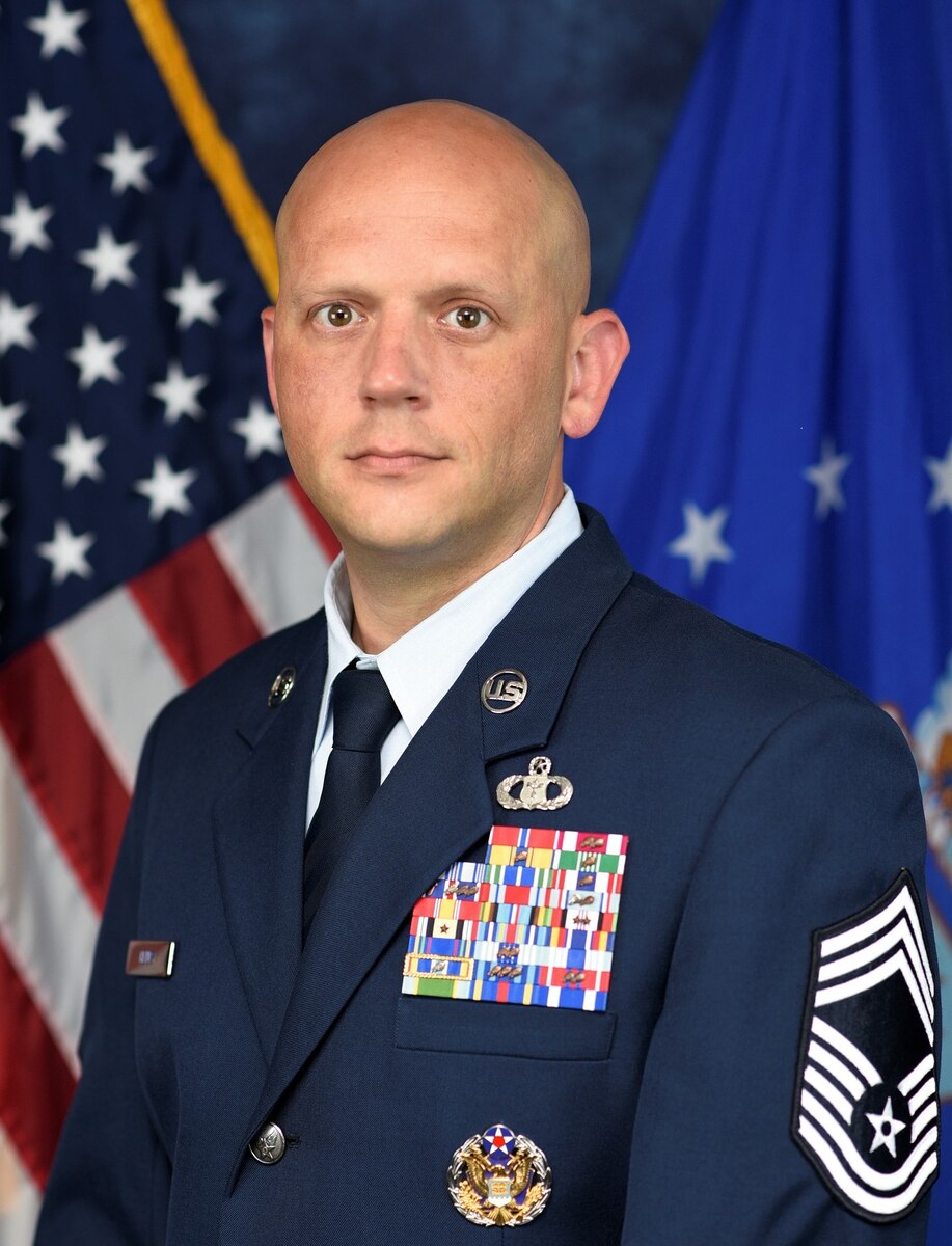 557th Weather Wing > About Us > Leadership