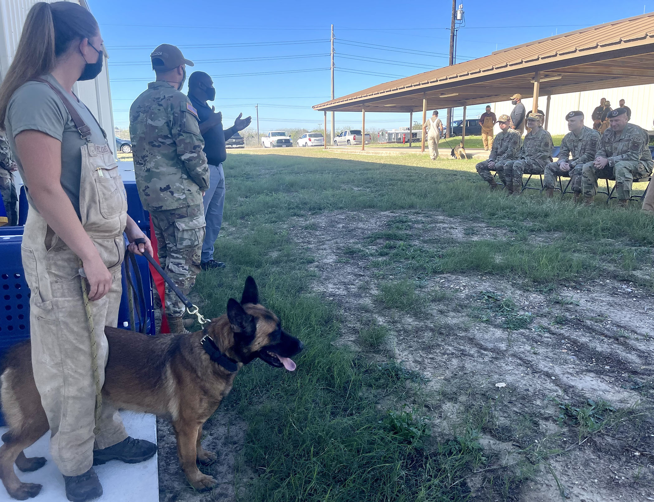 341st TRS opens third specialized MWD training lab > Joint Base San ...