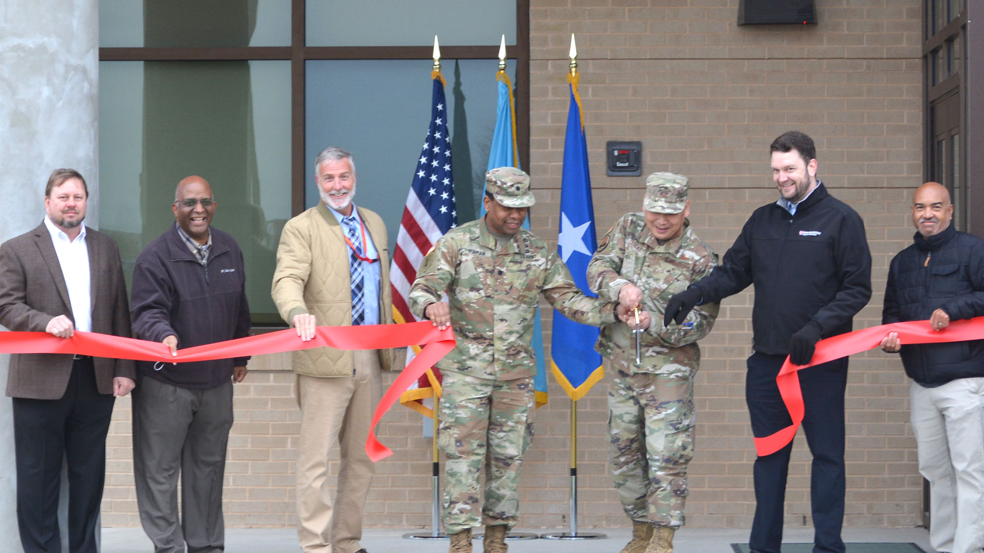New facility provides DLA Energy Aerospace and Finance employees safer ...
