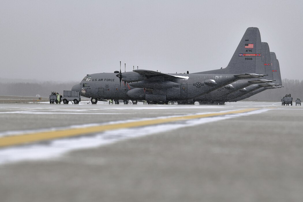 Youngstown Air Reserve Station > Home