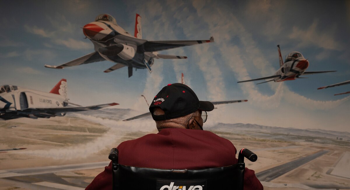‘Mission Accomplished’ – Tuskegee Airmen recognized for 1949 Top Gun ...