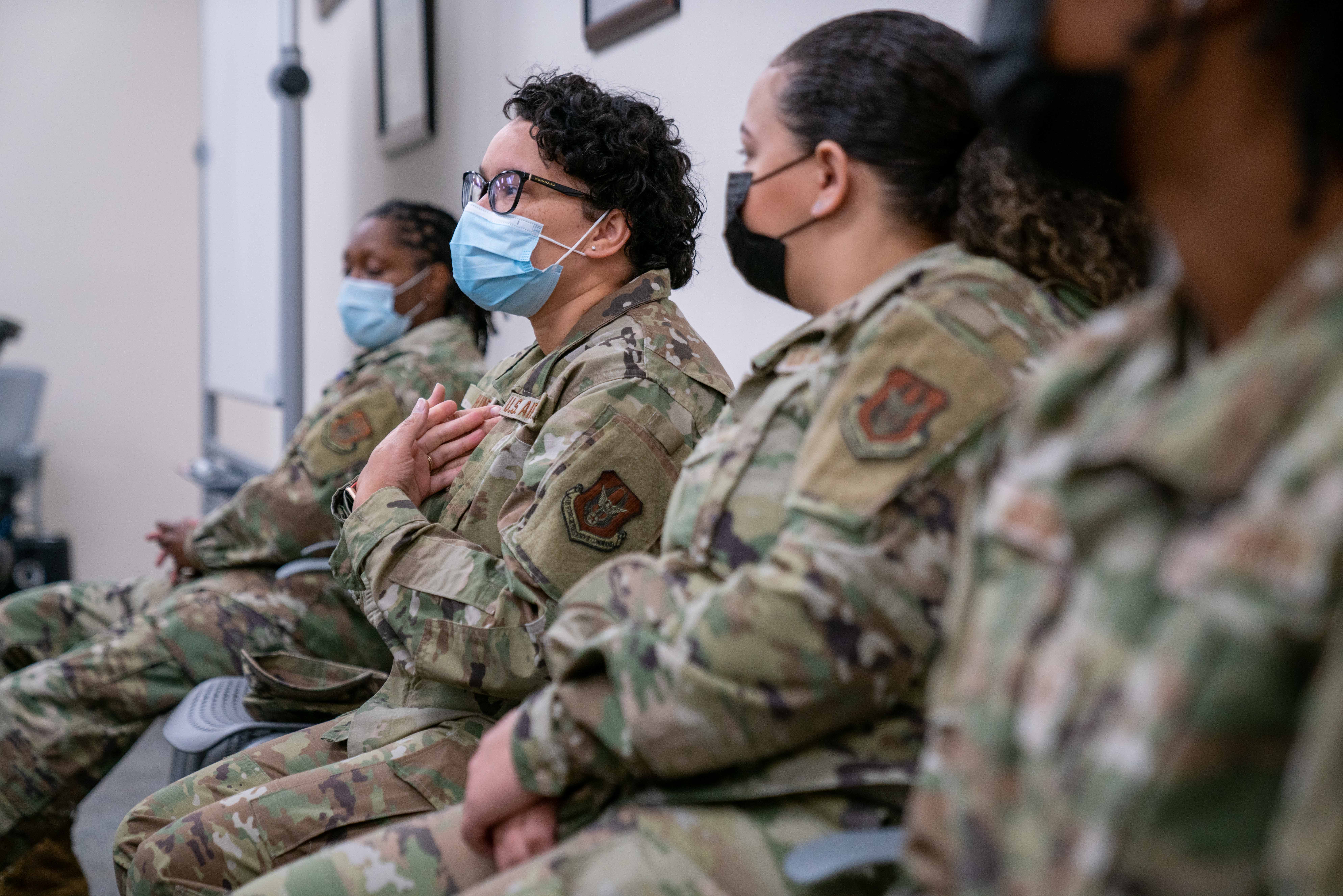 Gen. Larson visits 413th FTG > 22nd Air Force > Article Display