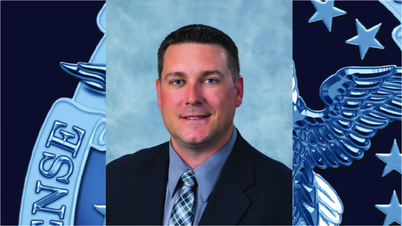 J6 Employee Spotlight - Kevin Hand > Defense Logistics Agency > News ...