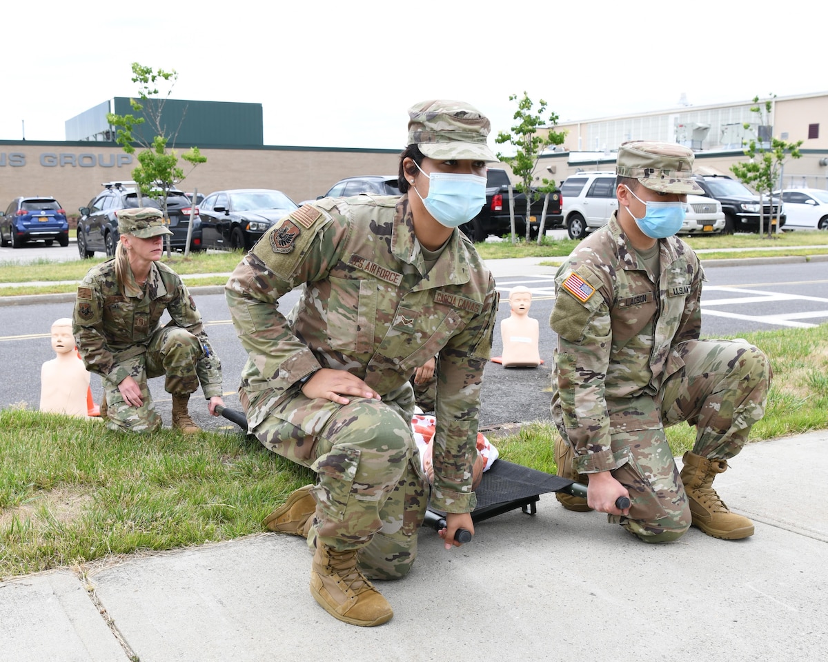 106th Medical Group hones med tech trauma management skills > 106th ...