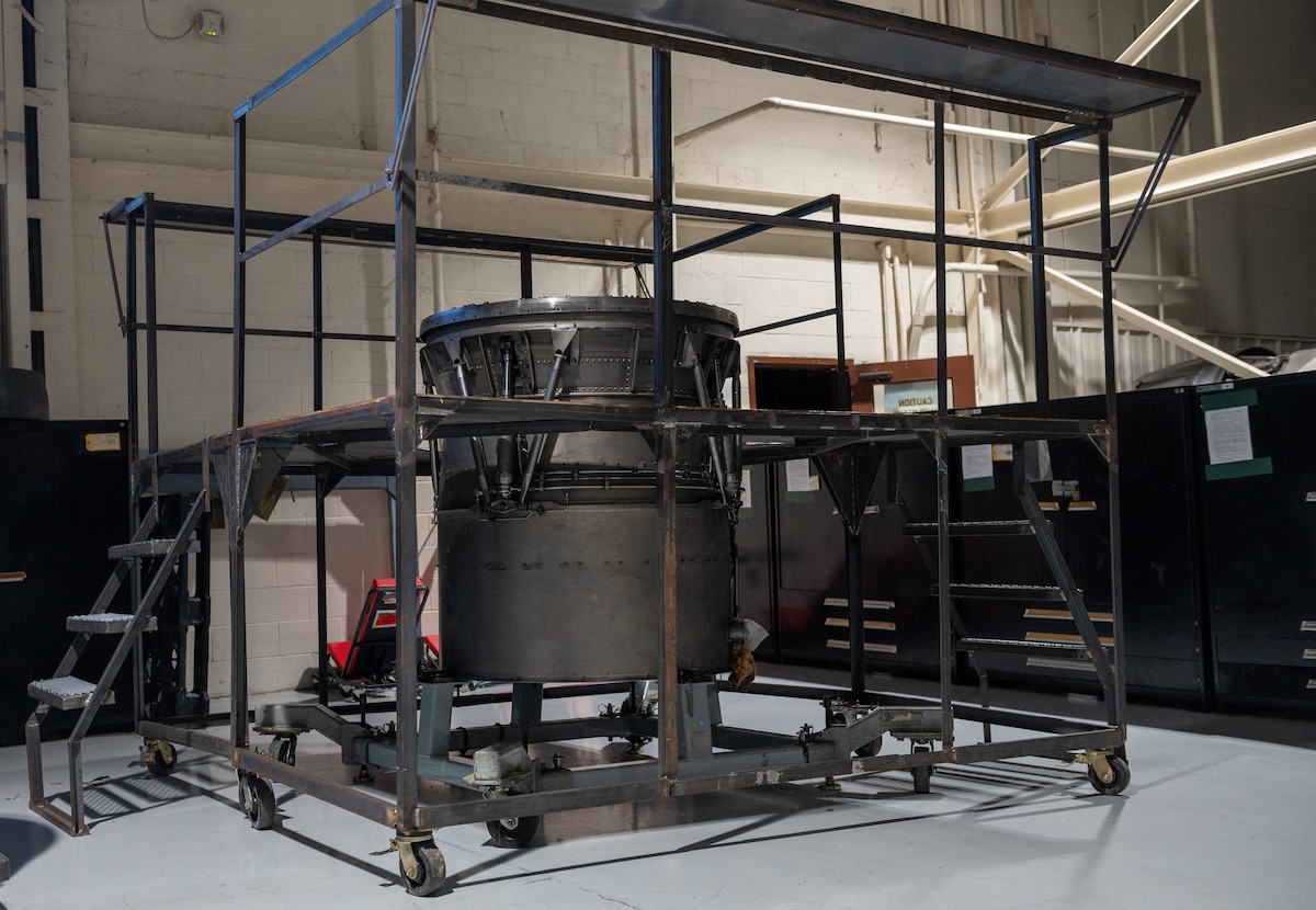 20th CMS introduces innovative maintenance stand > Shaw Air Force Base ...