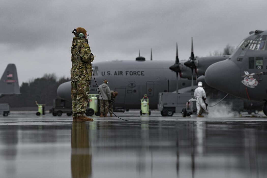 Youngstown Air Reserve Station > Home