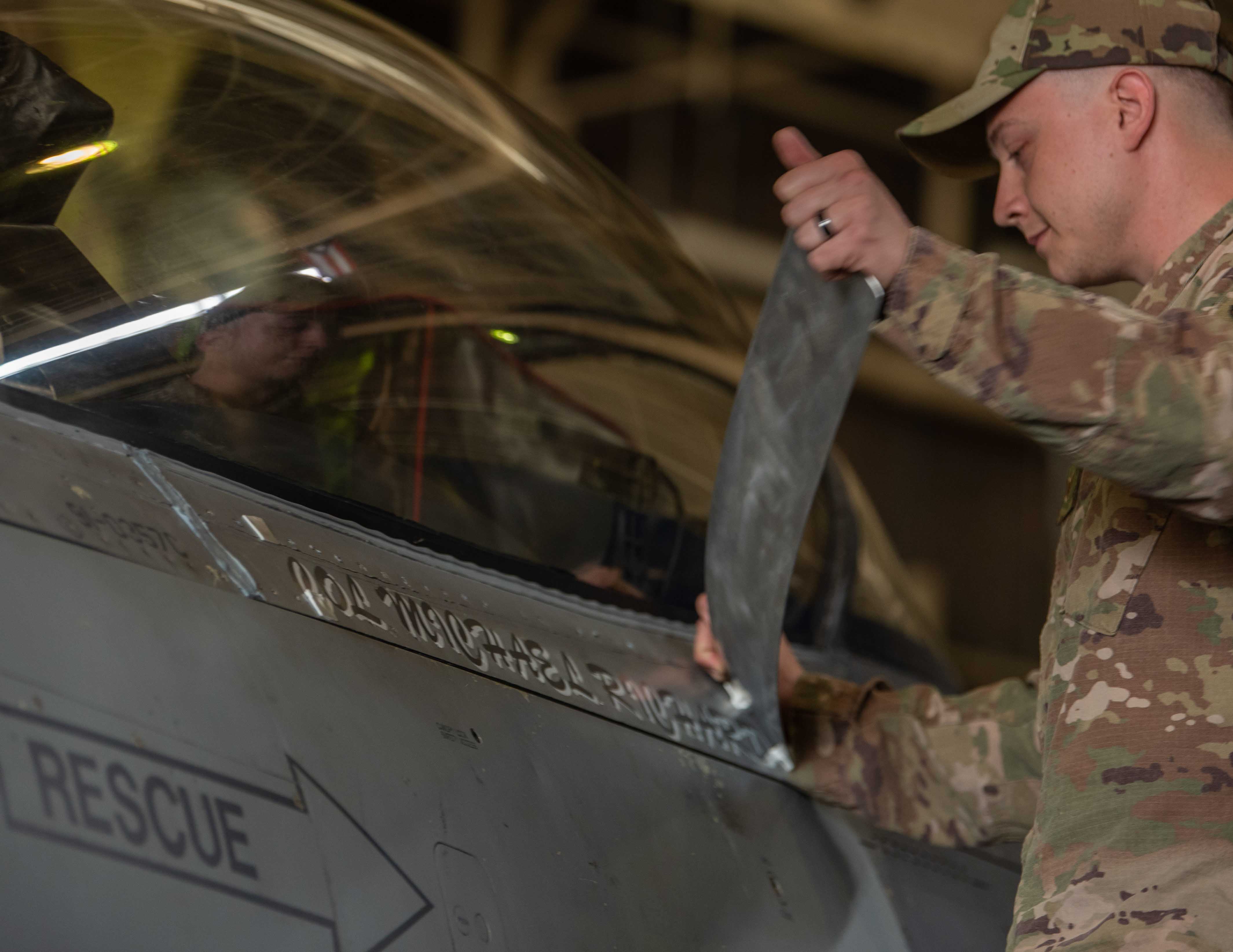 The 35th Fighter Wing Change of Command Ceremony > 5th Air Force ...