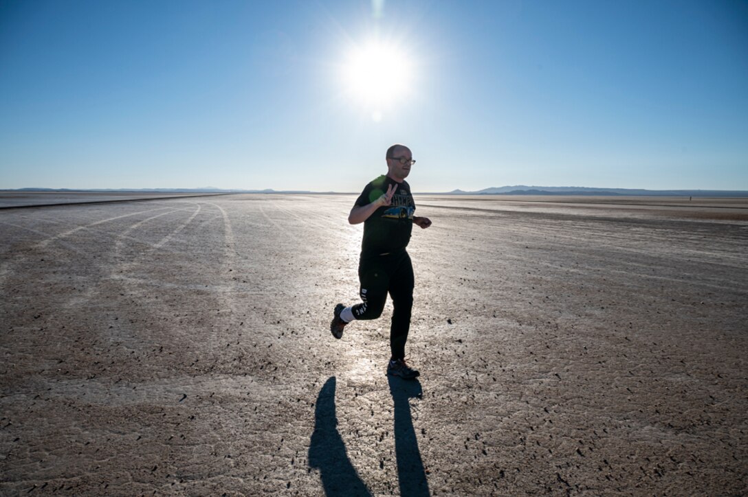Edwards AFB hosts Flight Line Run-Walk Event