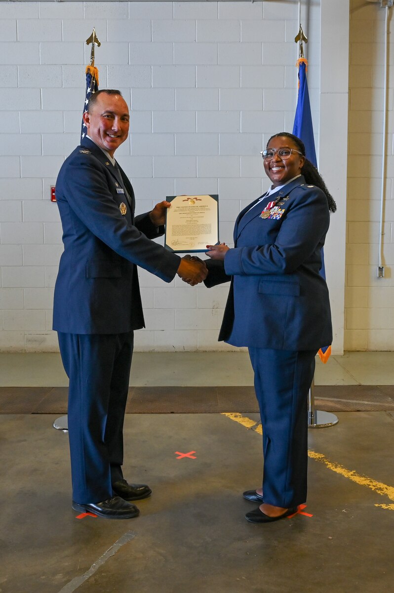 90 LRS welcomes new commander > F.E. Warren Air Force Base > News