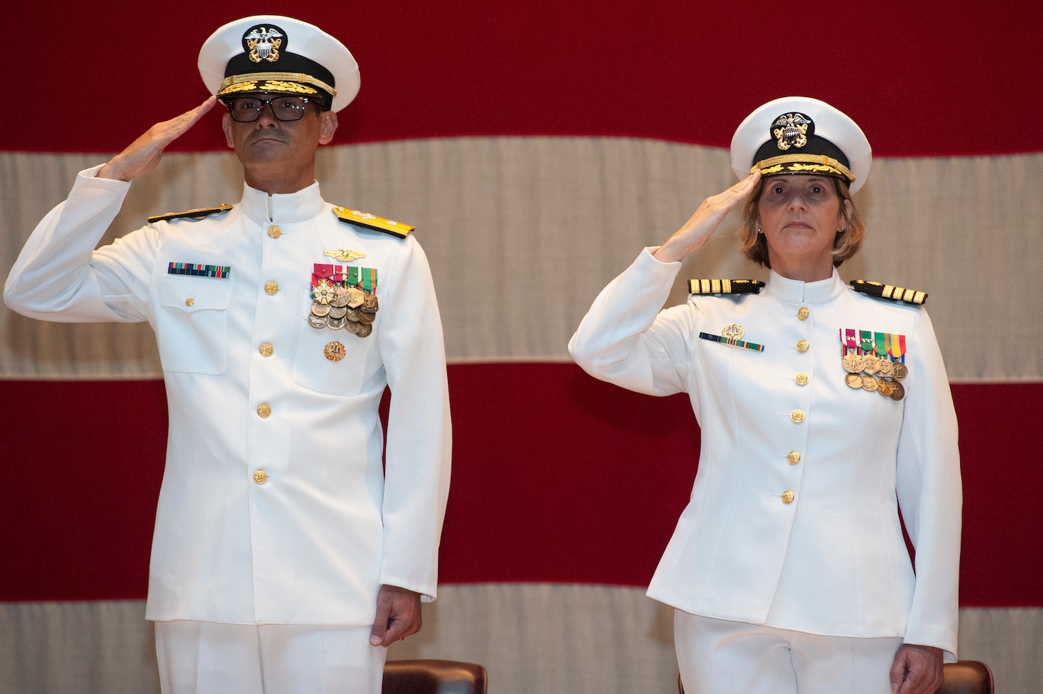 Naval Submarine Medical Research Laboratory Holds Change of Command ...