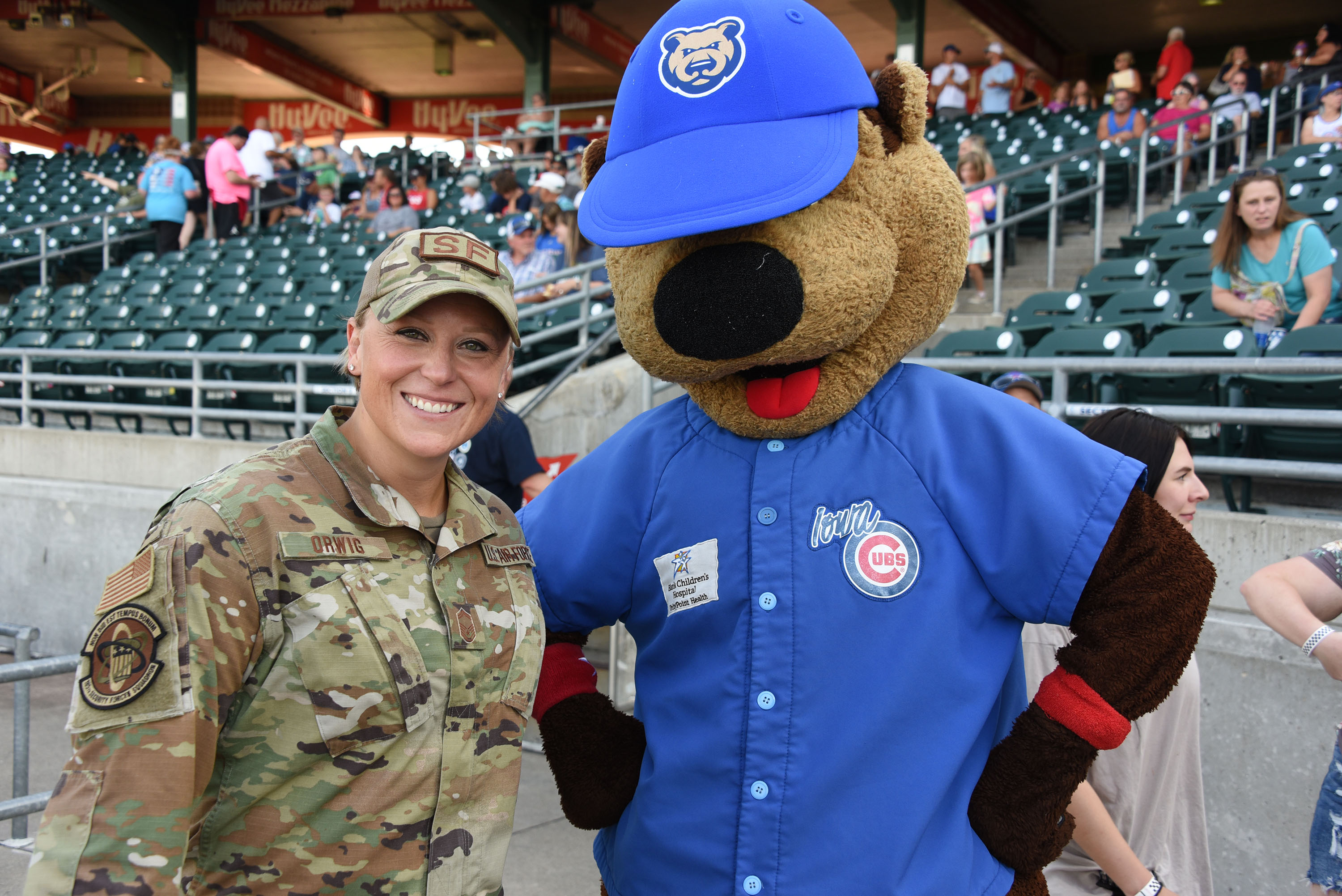 Iowa ANG holds enlisted leadership huddle > Air National Guard ...