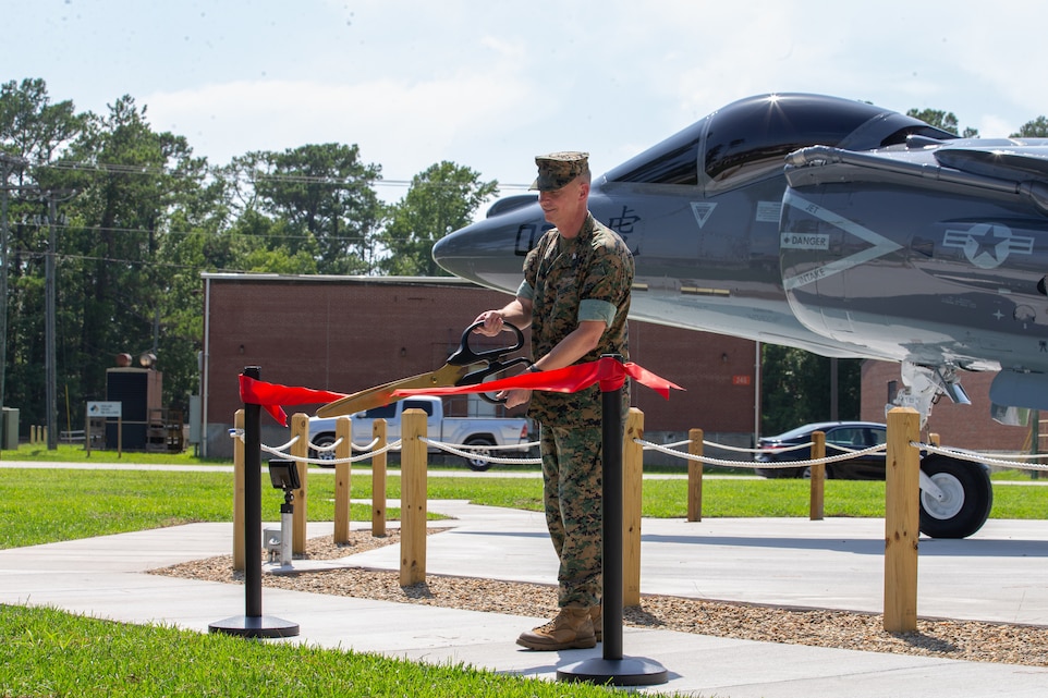 MCAS Cherry Point Historical Aircraft Park Grand Opening > Marine Corps ...