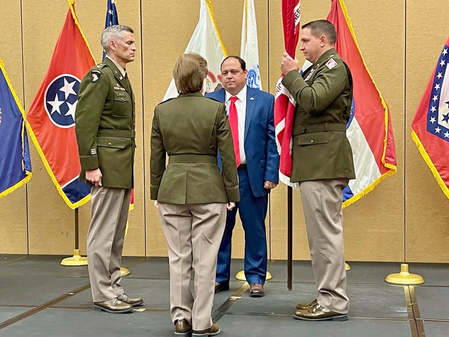 Sawser takes command of USACE Memphis District