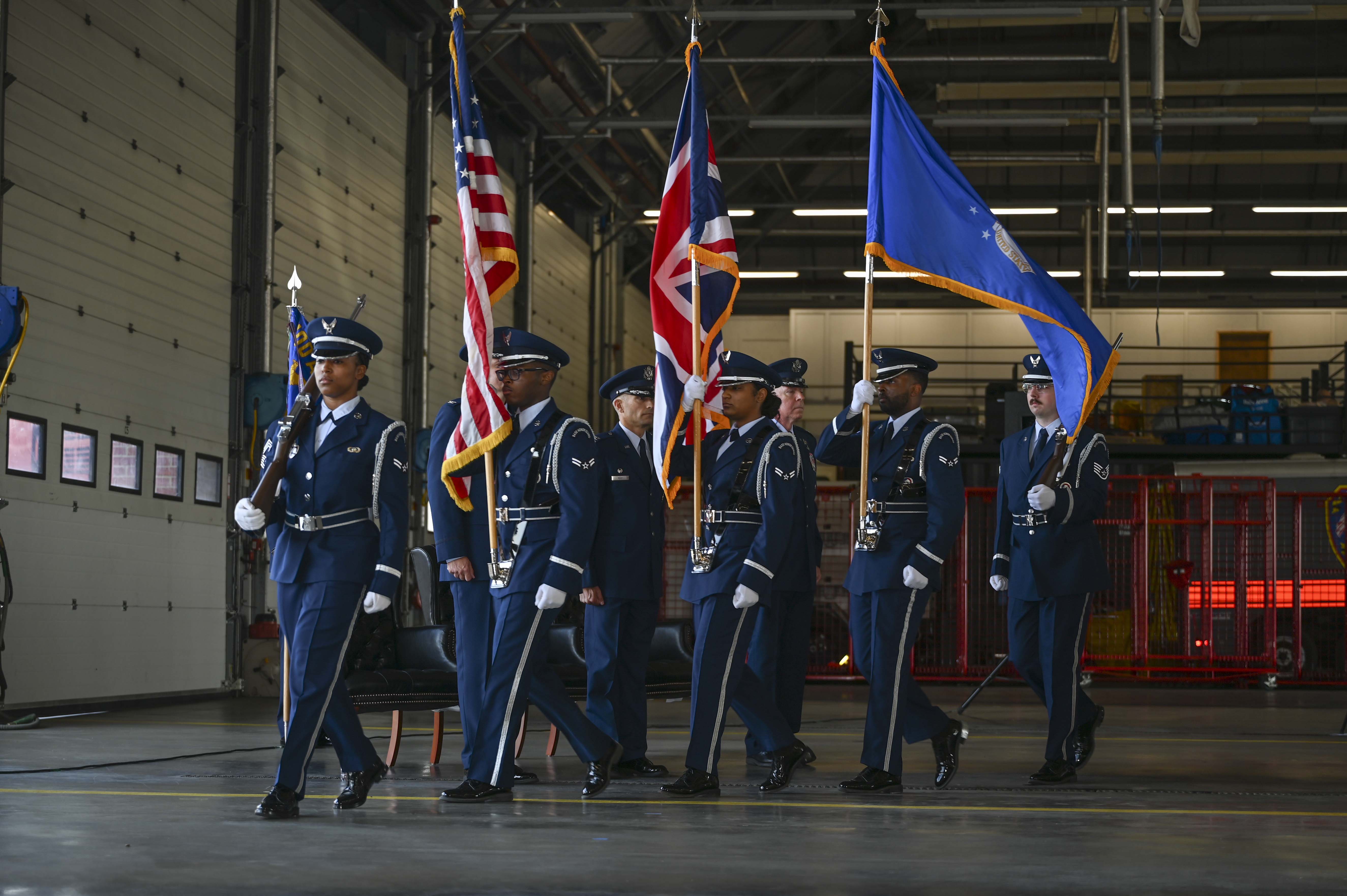 100th MSG changes command > Royal Air Force Mildenhall > RAF Mildenhall ...