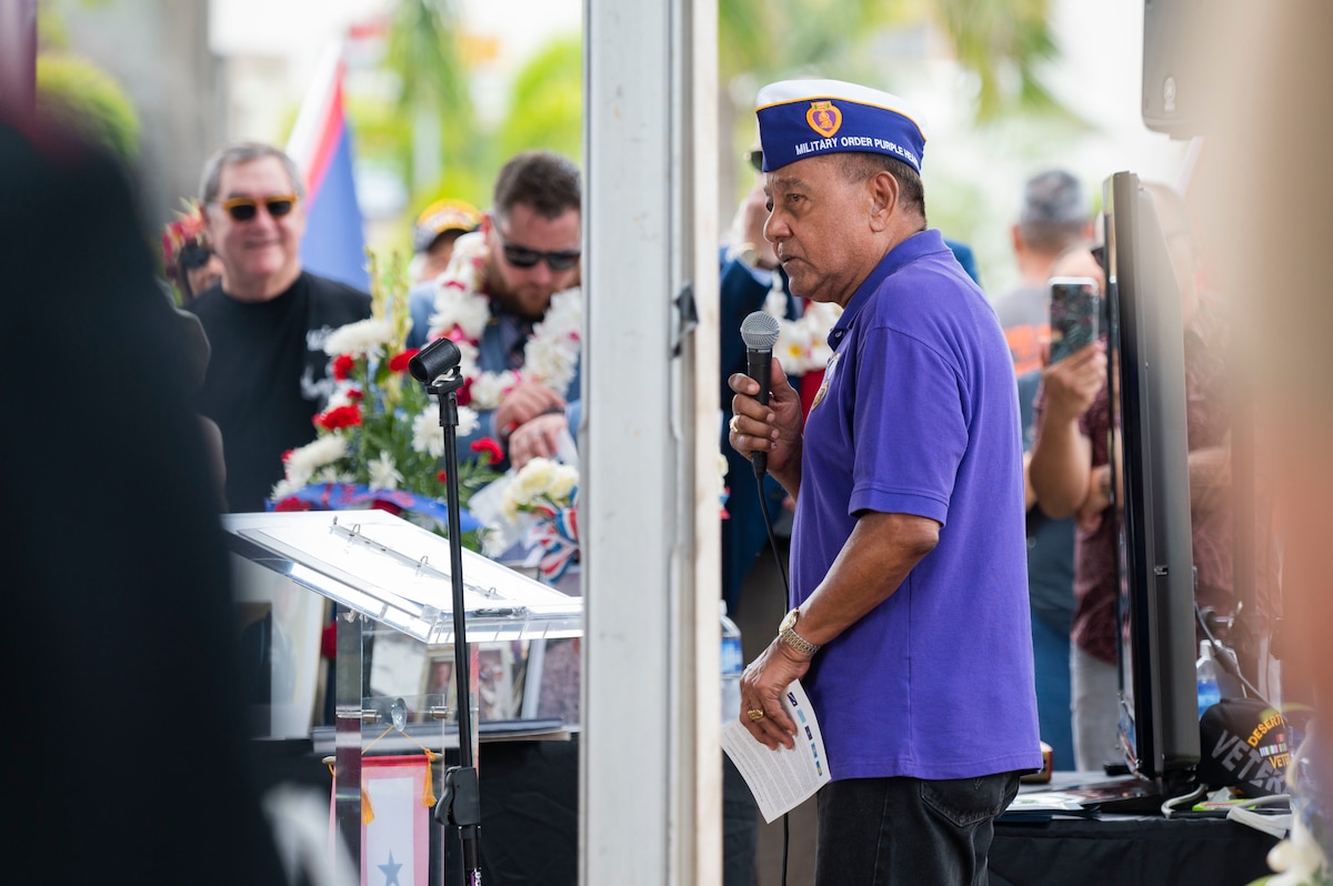 Guam unveils a Gold Star Families Memorial Monument > Andersen Air ...