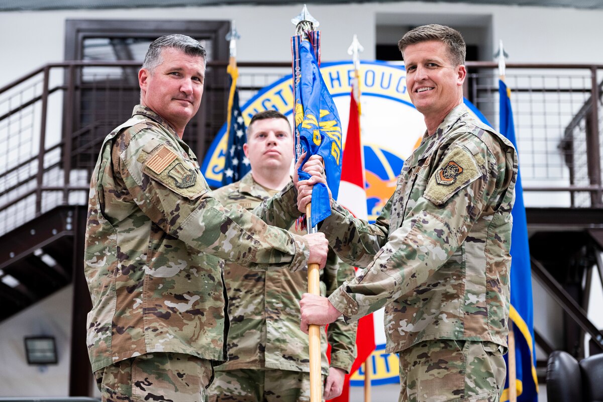 728th AMS welcomes new commander > Incirlik Air Base > Article Display