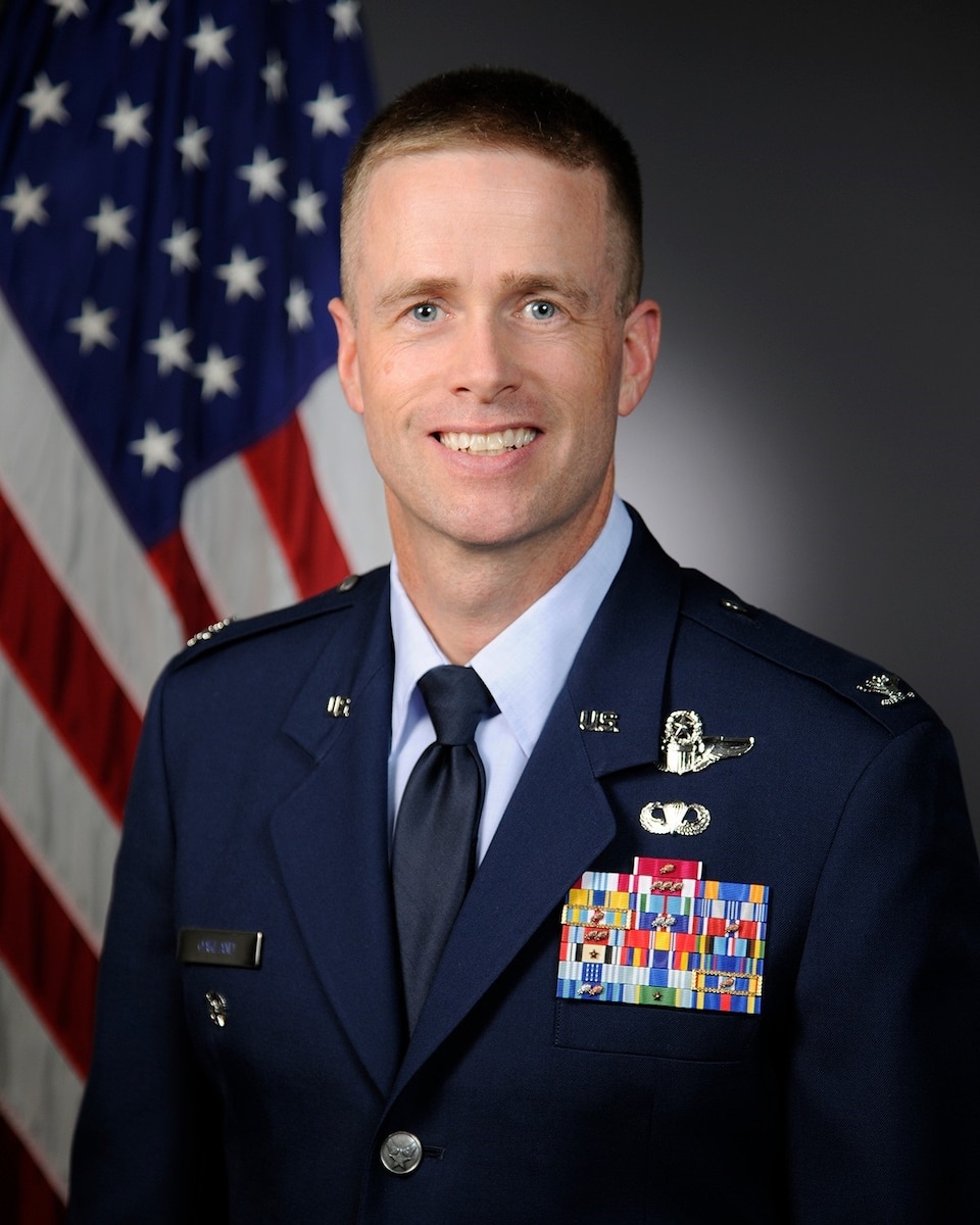 RANDY P. OAKLAND > Air Education and Training Command > Display