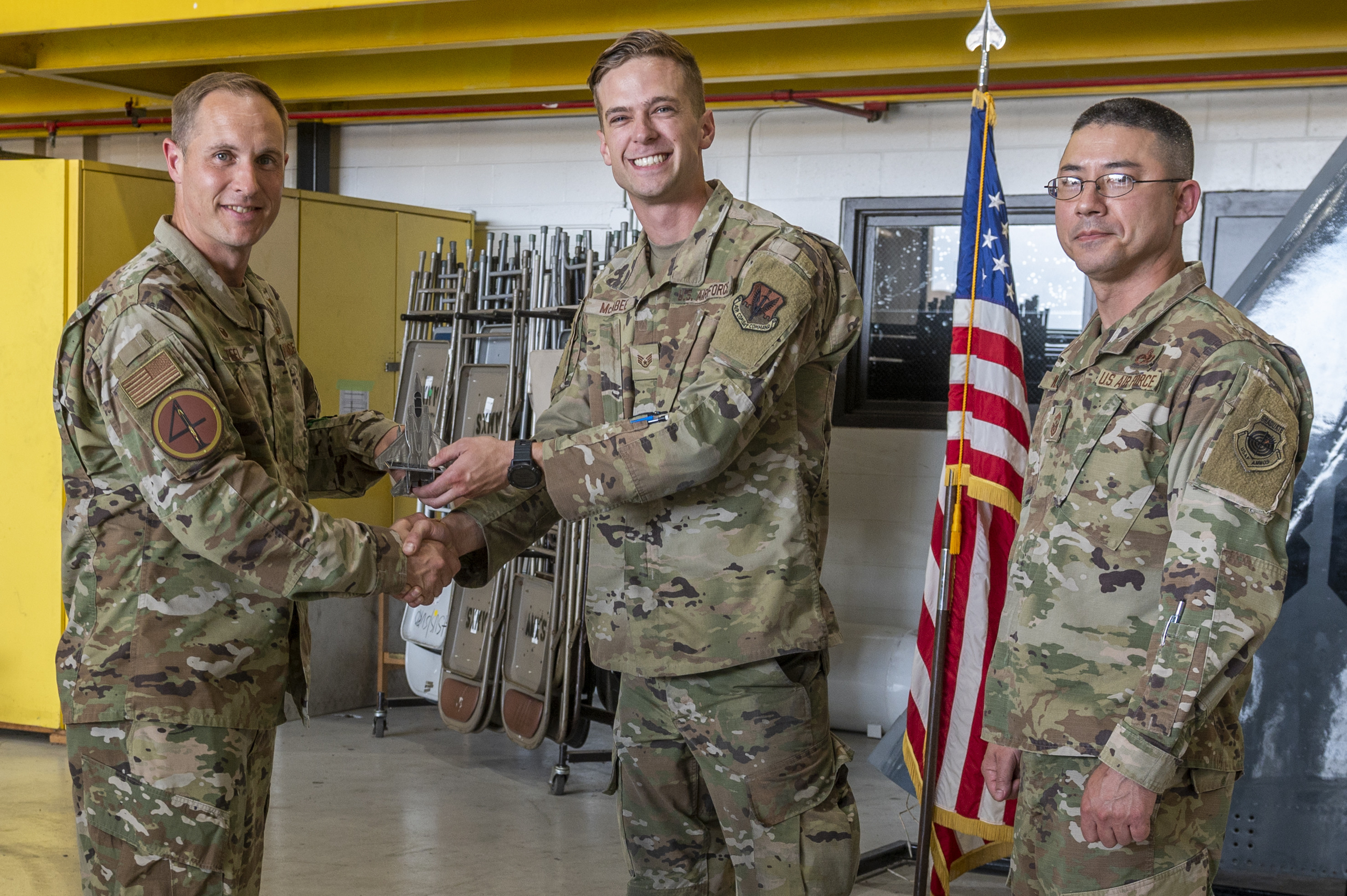4th FW commander presents quarterly awards > Seymour Johnson Air Force ...