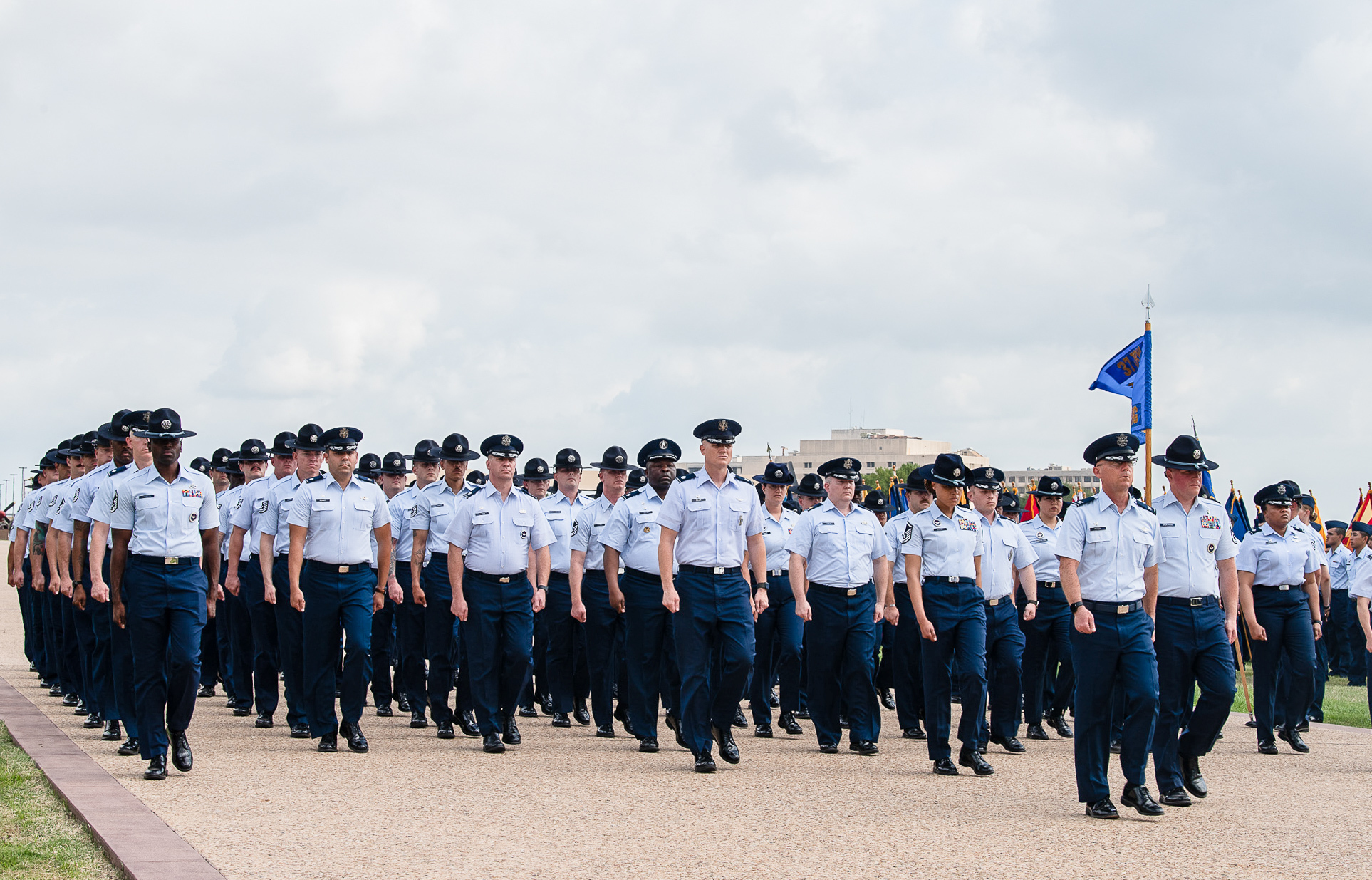 BMT graduation restarts tradition, returns to parade field > Air Force ...