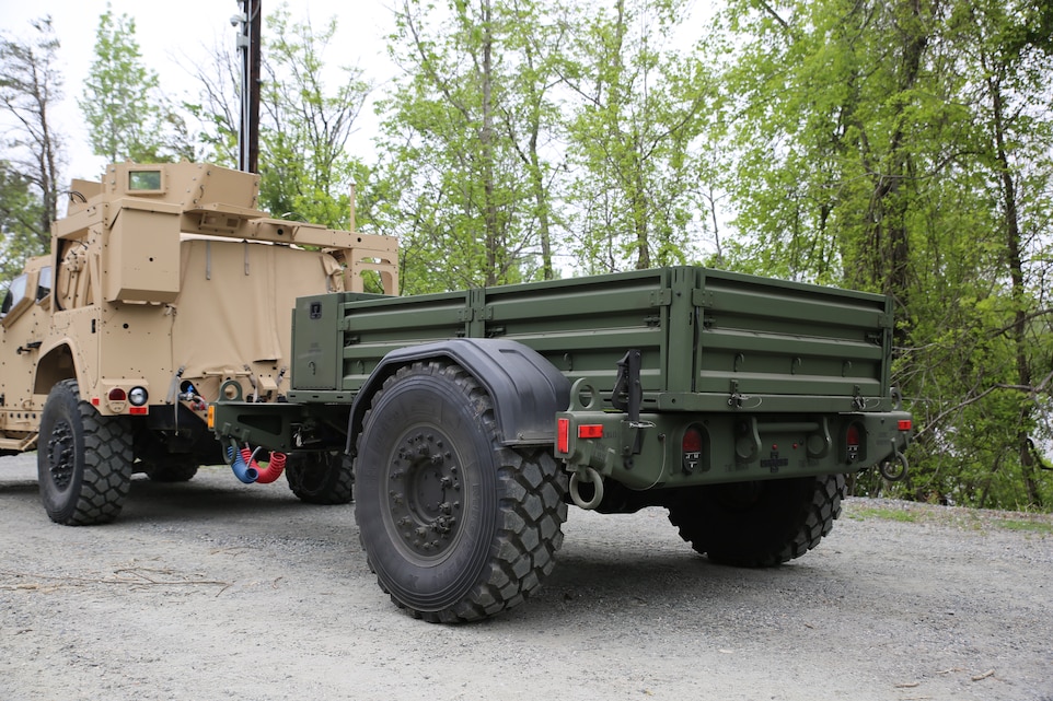 New Trailer Hauls in Capabilities for Marines > Marine Corps Systems ...