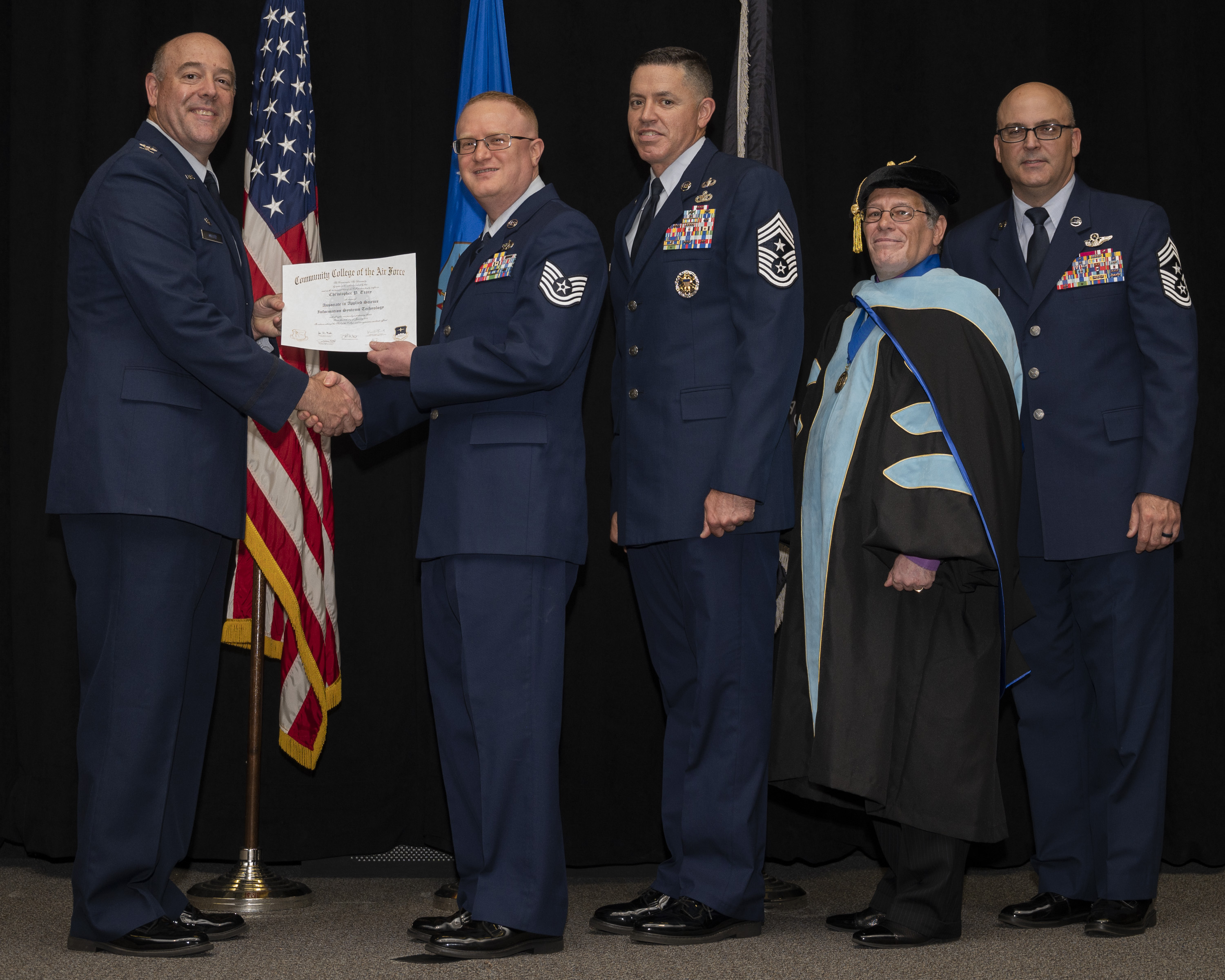 40 Airmen earned associate degrees from CCAF > Wright-Patterson AFB ...