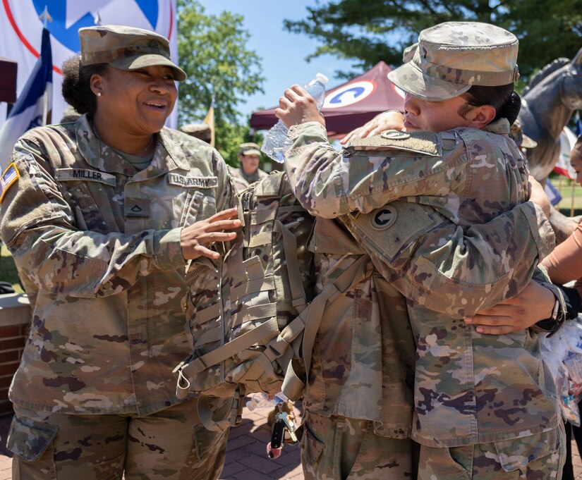 1st TSC Soldiers return from deployment > 1st Theater Sustainment ...