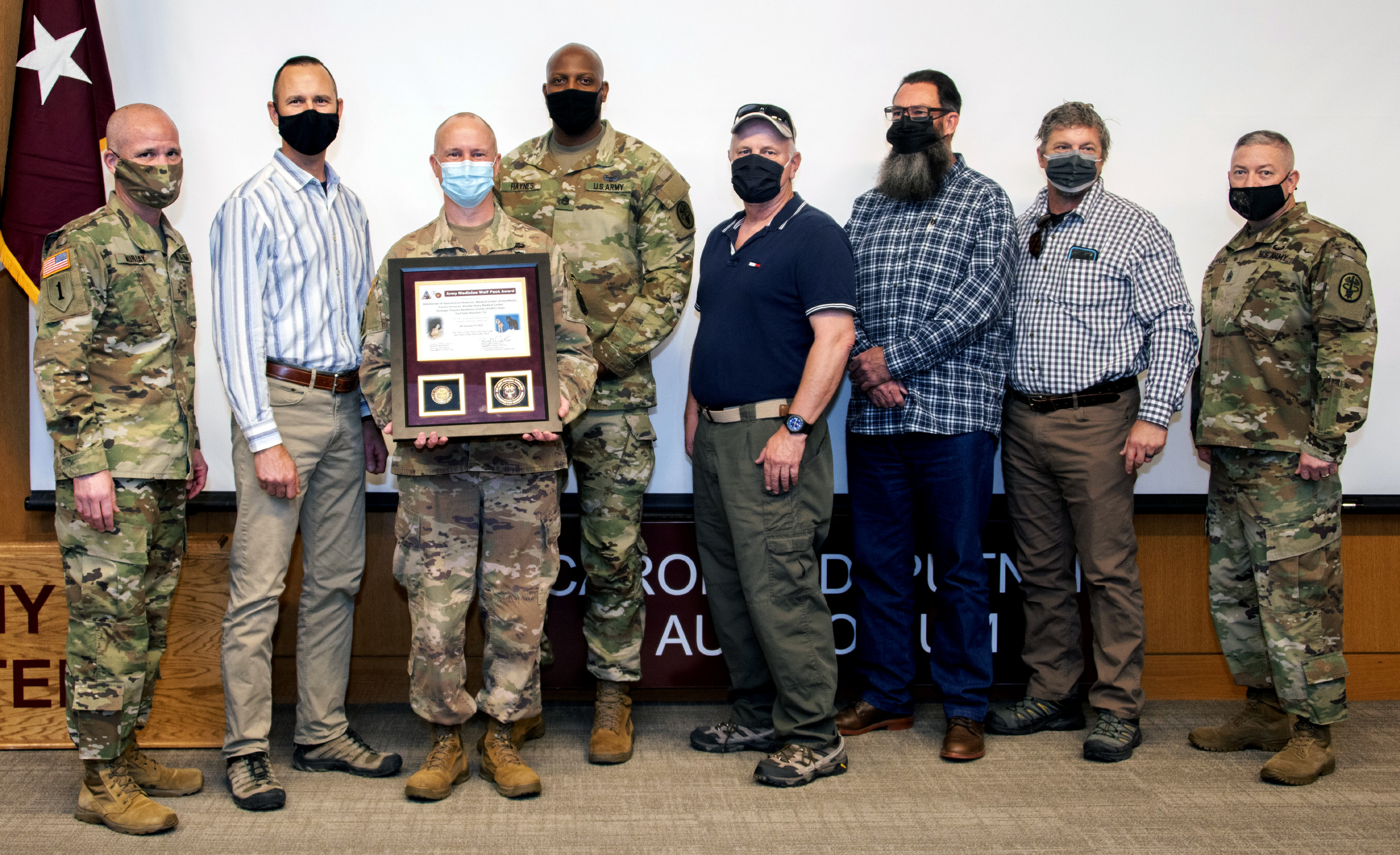 BAMC trauma readiness program earns prestigious Army Medicine award ...