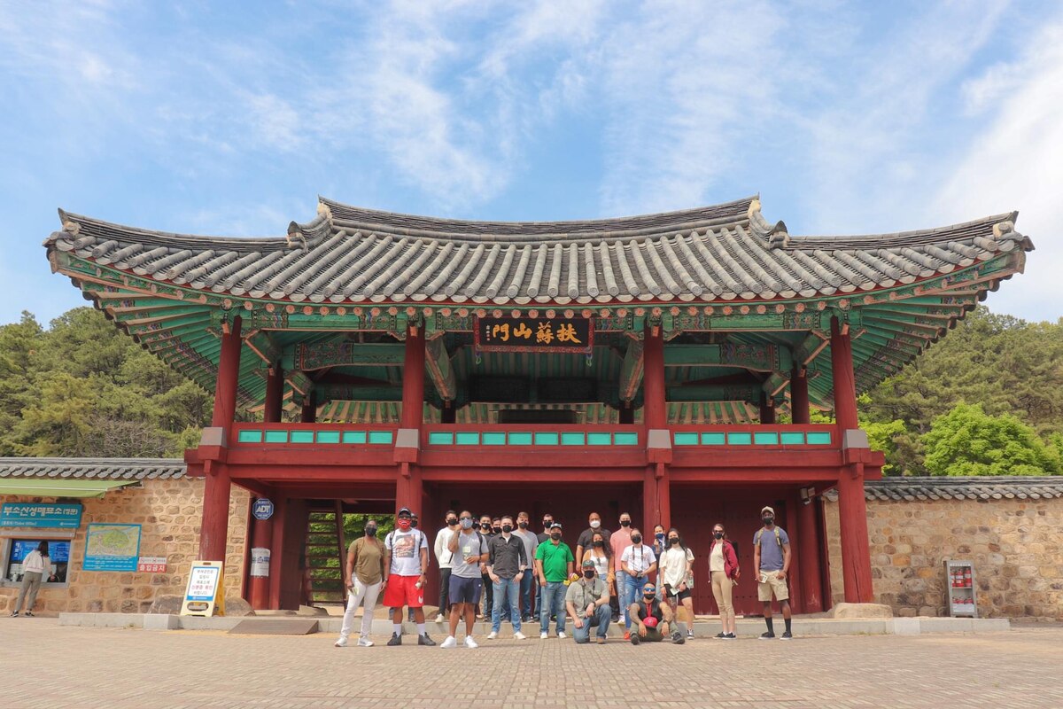 Ambassadors for the Alliance; 8 FSS receives Good Neighbor Award ...