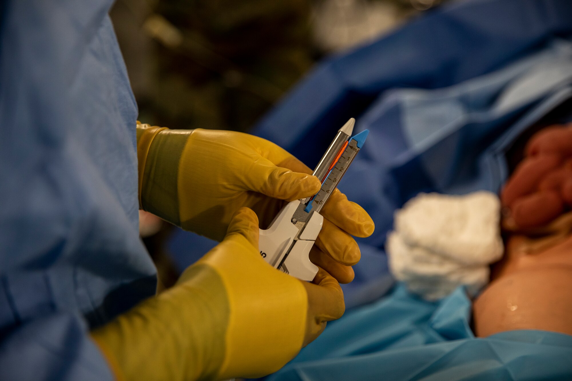 Surgery in the snow: Life-saving specialists hone their skills > Air ...