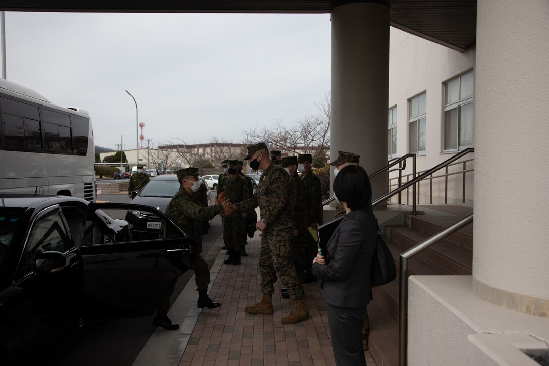 Japan Ground Self-Defense Force 13th Brigade commanding general visits ...