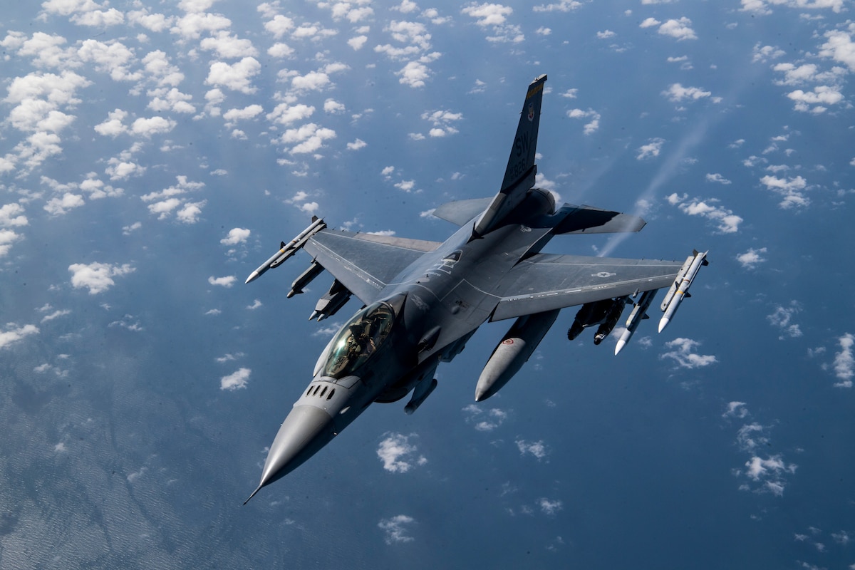 F-16s to receive next-generation electronic warfare suite > Air Force ...