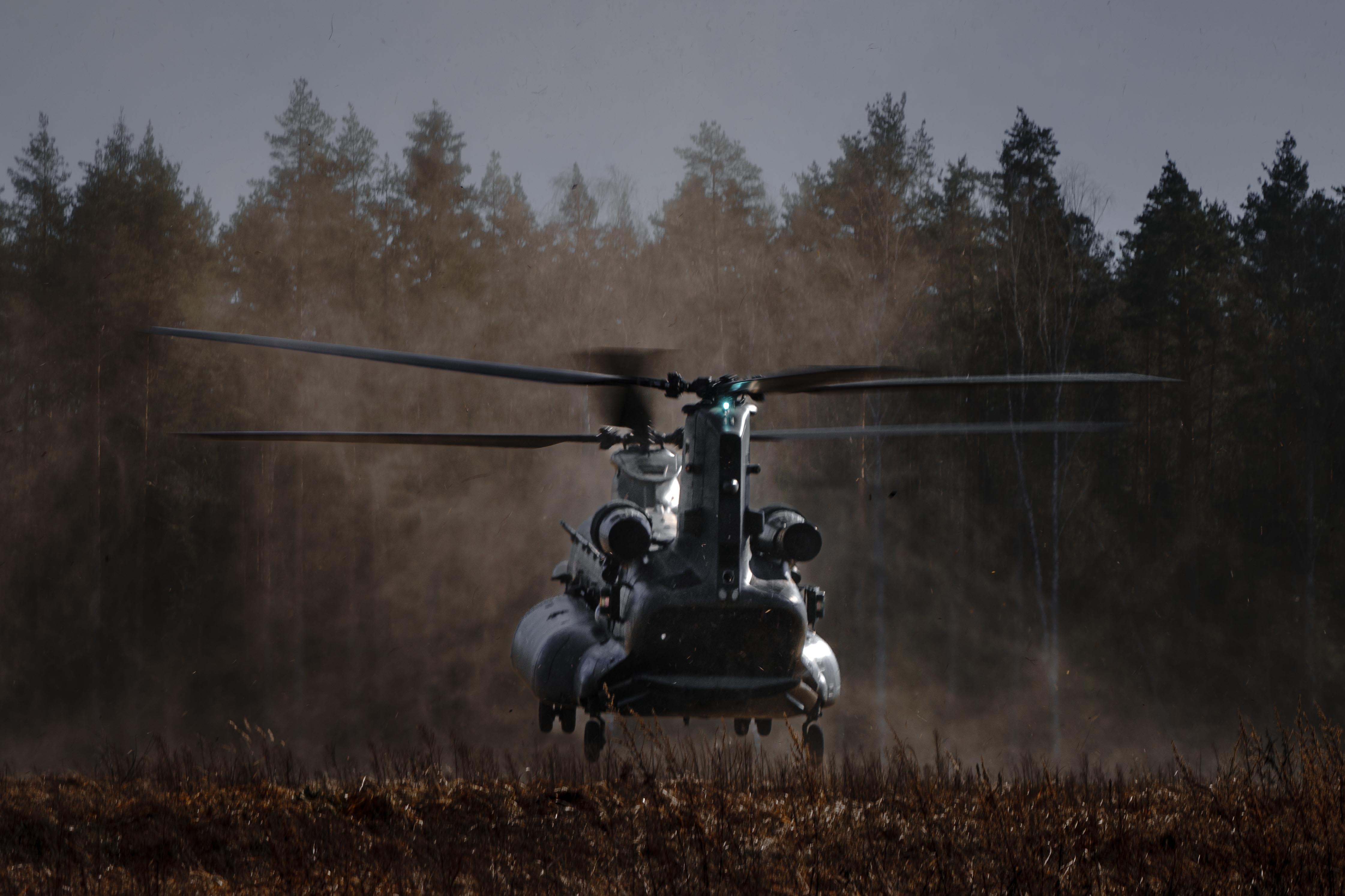 Chinook Helicopter Wallpaper