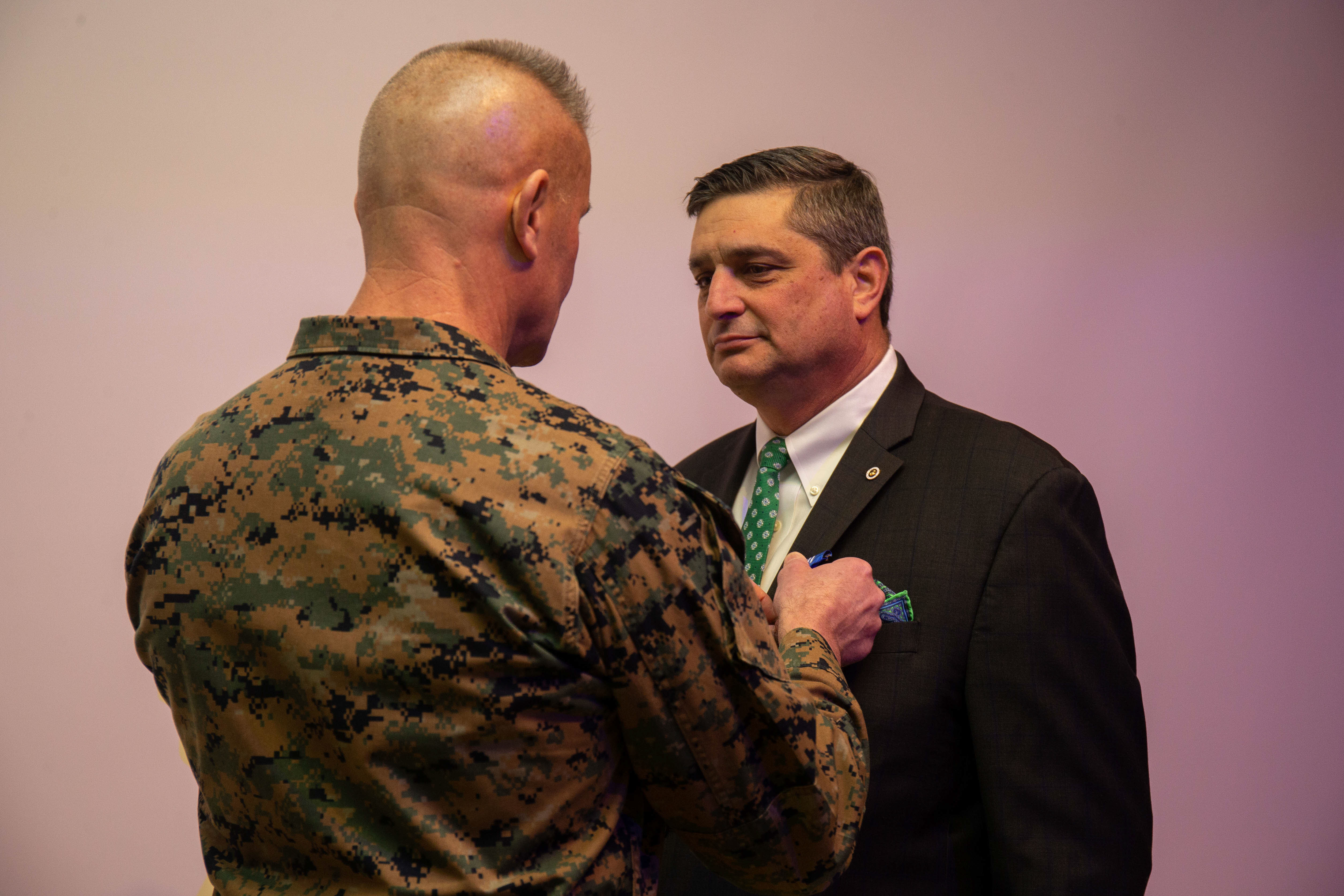 Maritime Expeditionary Warfare Division deputy director receives ...