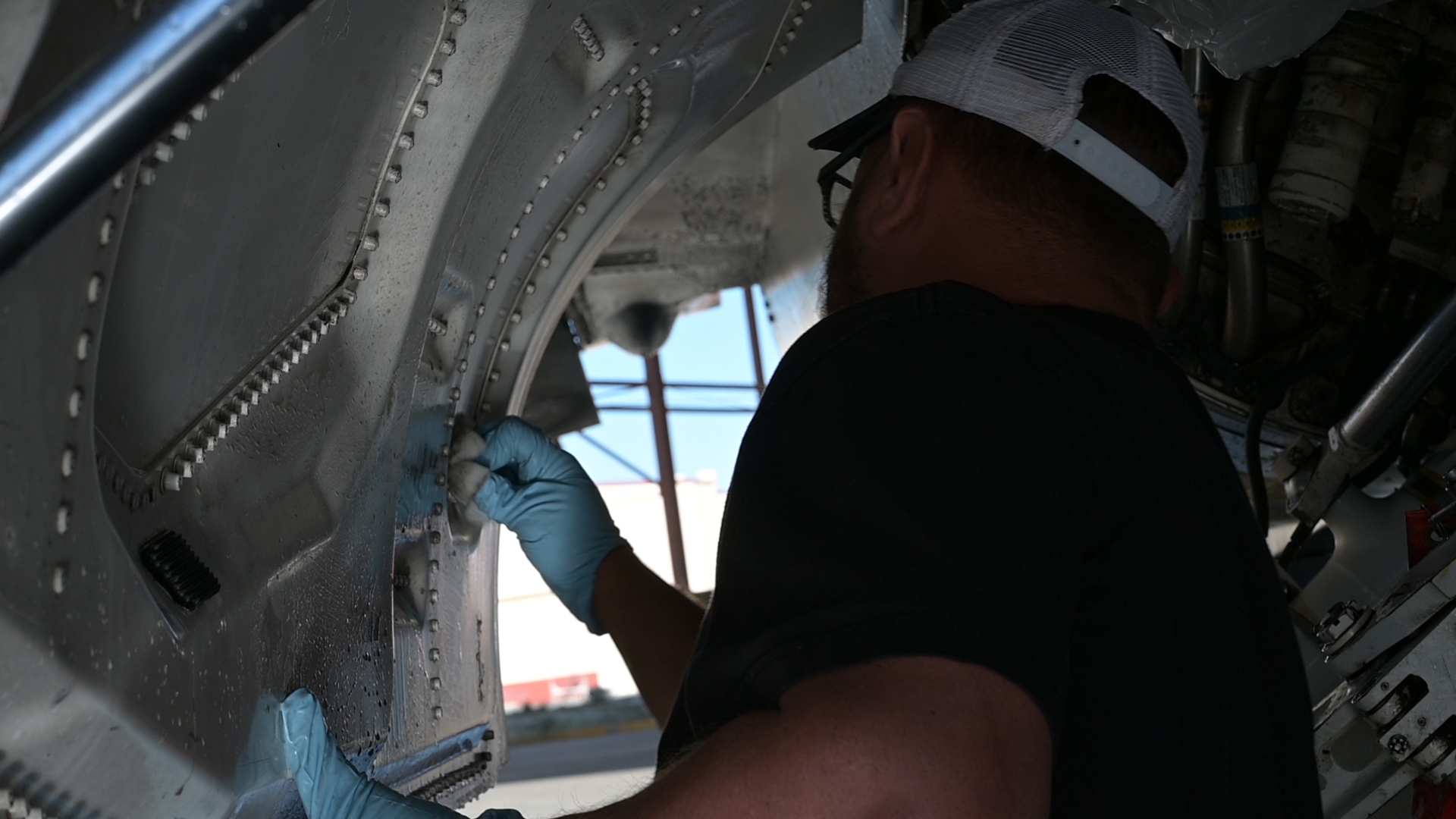 Fighting Corrosion: One airplane wash at a time > Edwards Air Force ...