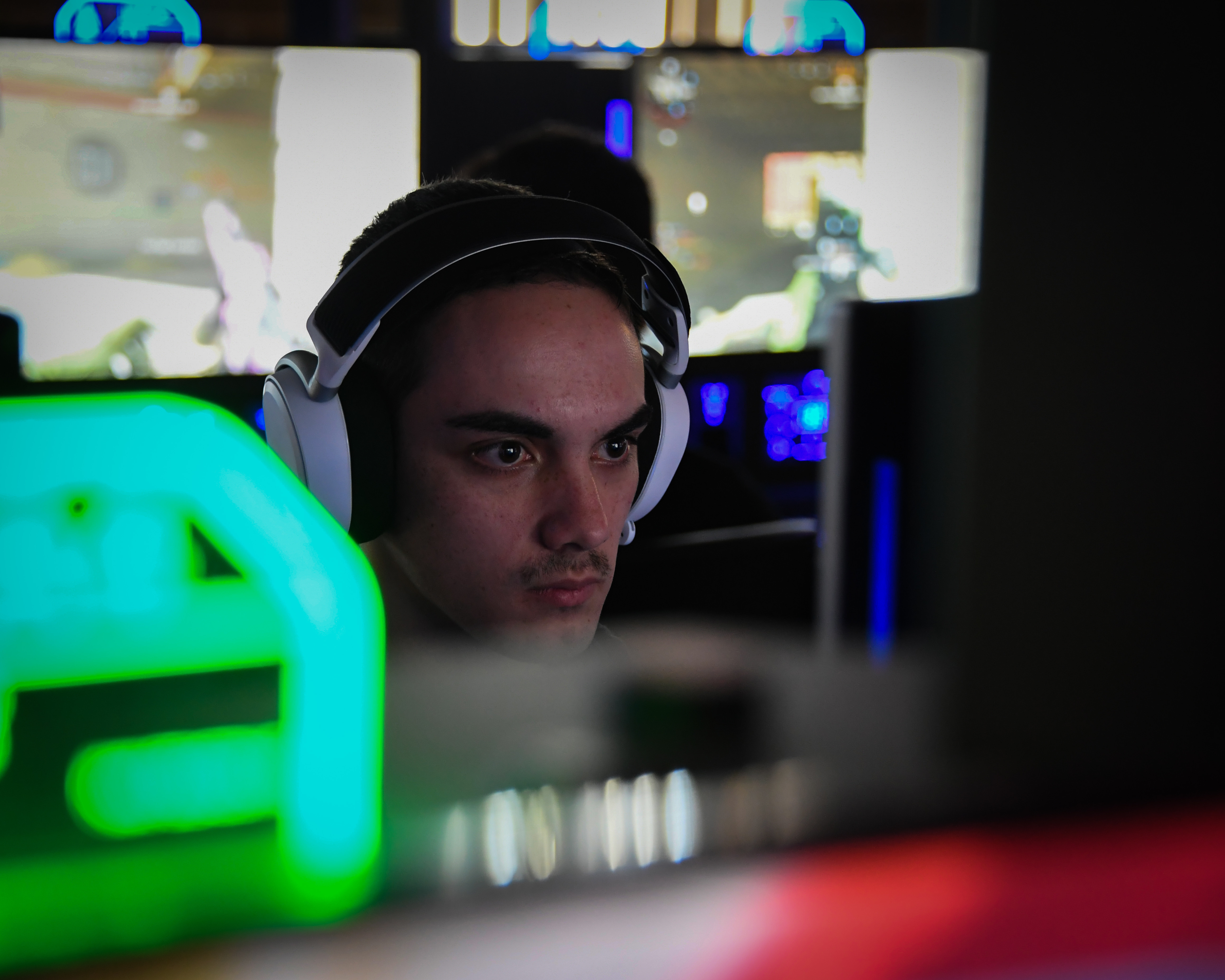 Airmen in Training sweep competition in gaming tournament > Sheppard ...