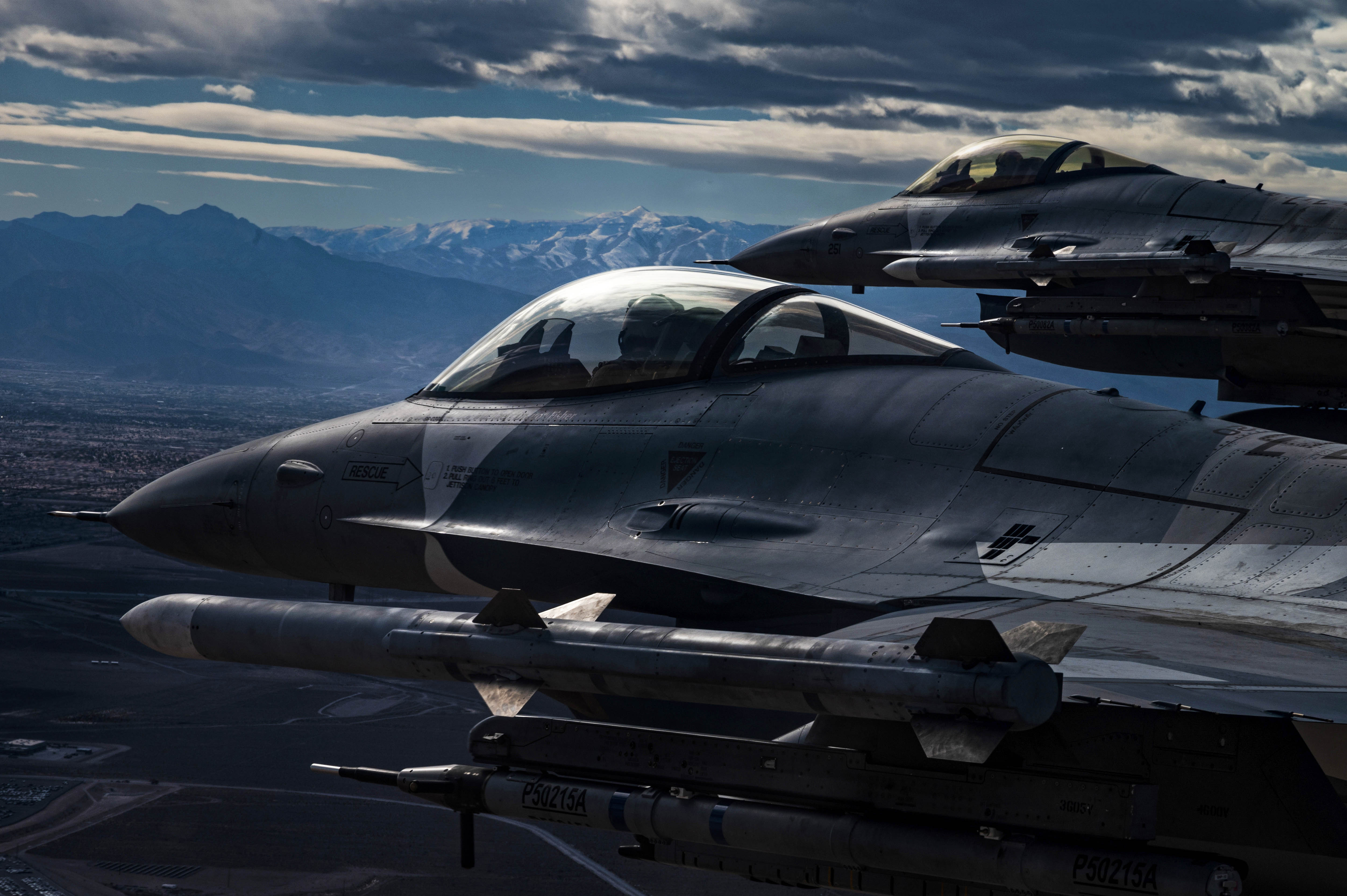 Two F-16 Fighting Falcons participate in exercise aerial combat ...