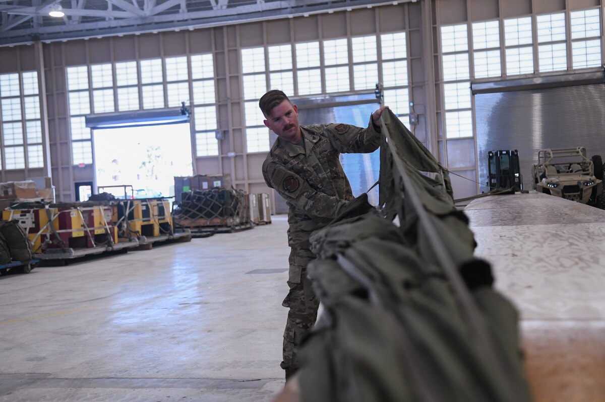 920th Logistics Readiness Squadron outfits wing for mission success ...