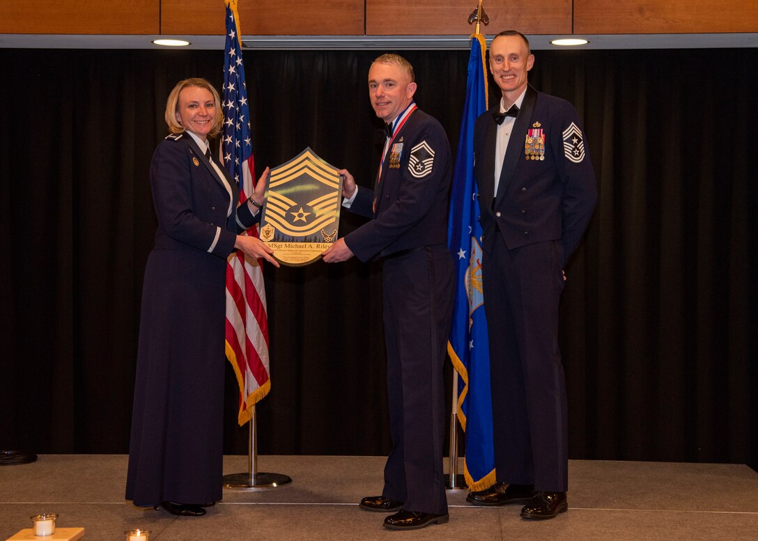 JBER hosts Chief Induction Ceremony