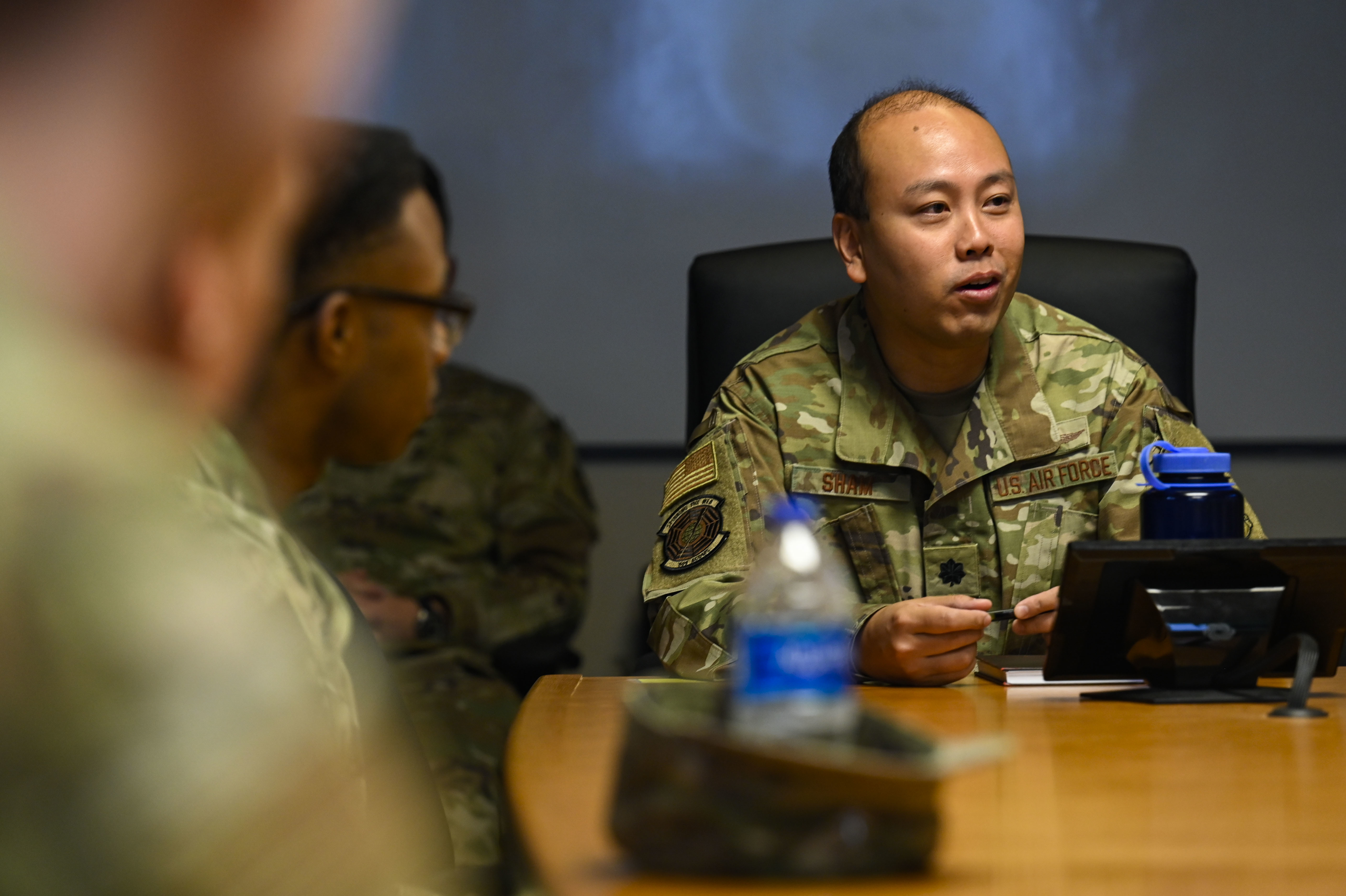 609th ACOMS hosts immersion tour with UofSC cadets > U.S. Air Forces ...