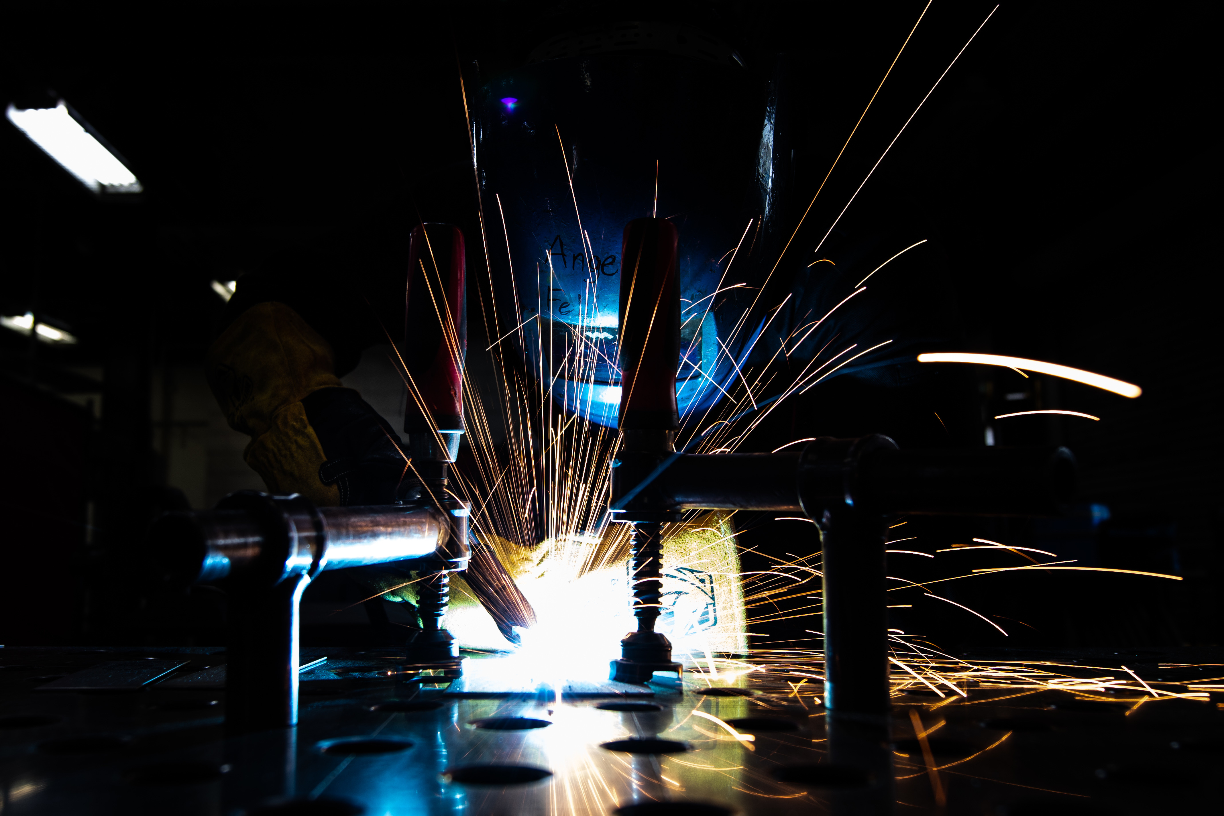 18th EMS: Masters of Heavy Metal > Kadena Air Base > News