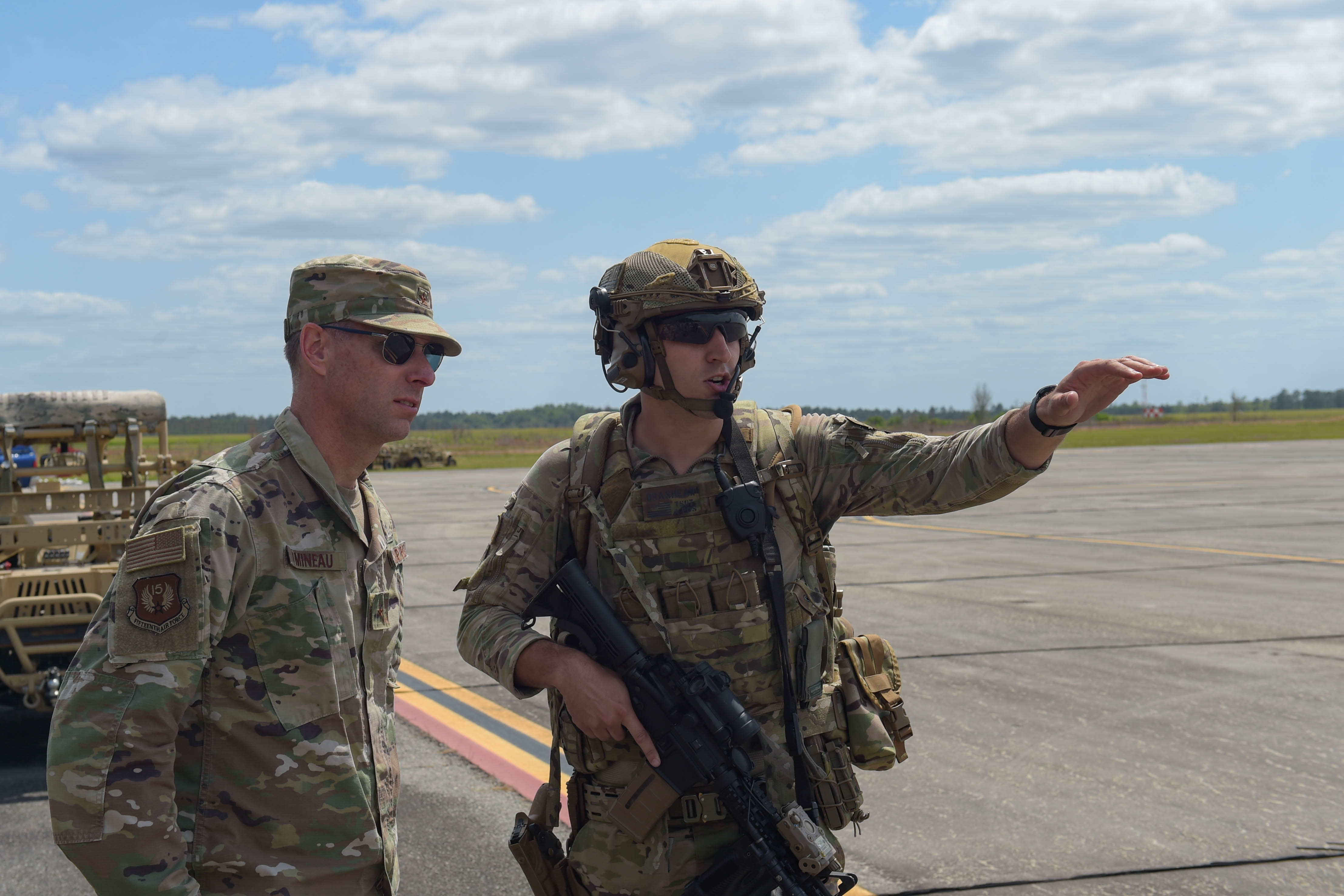 Mineau visits Moody > Moody Air Force Base > Article Display