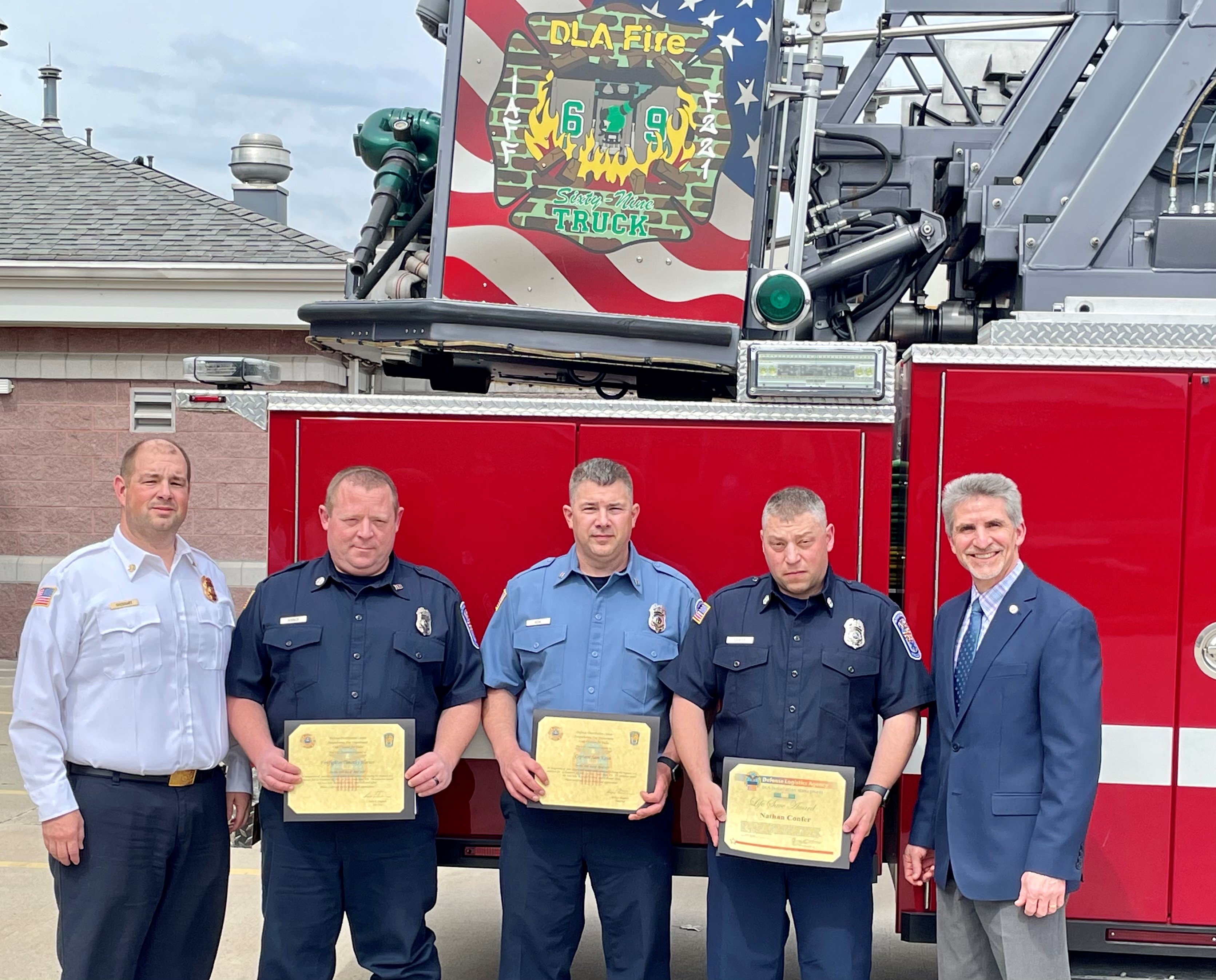 DLA firefighters save lives in New Cumberland apartment fire > Defense ...