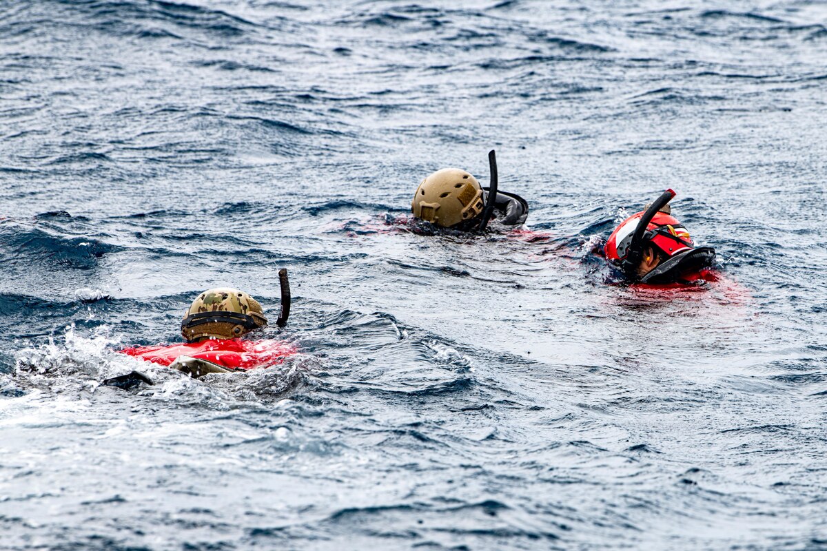 320th STS trains boat rescue capabilities > Kadena Air Base > News